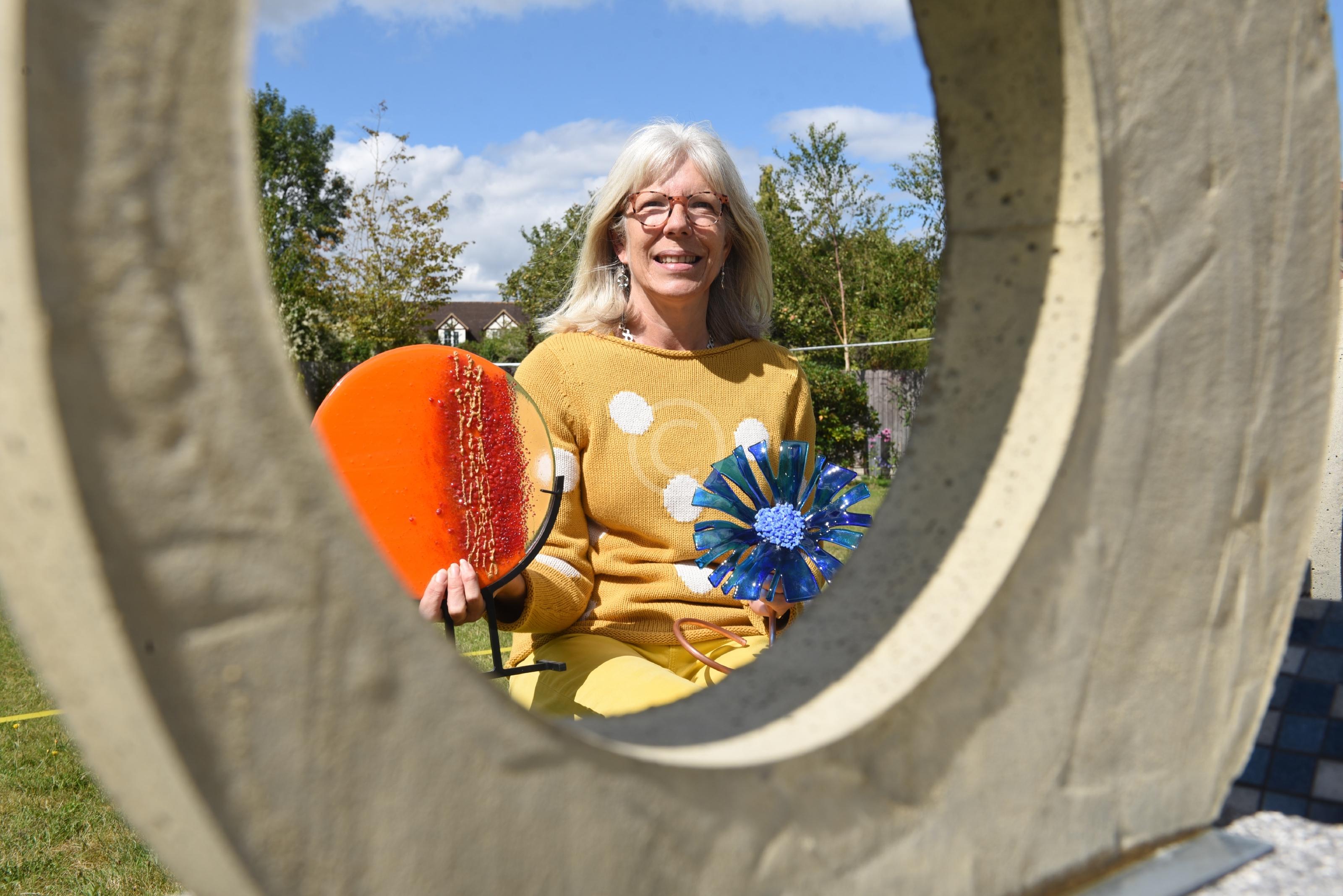 MAIDENHEAD 132853 - Photo 1 of 11 - Baylis Media Photos