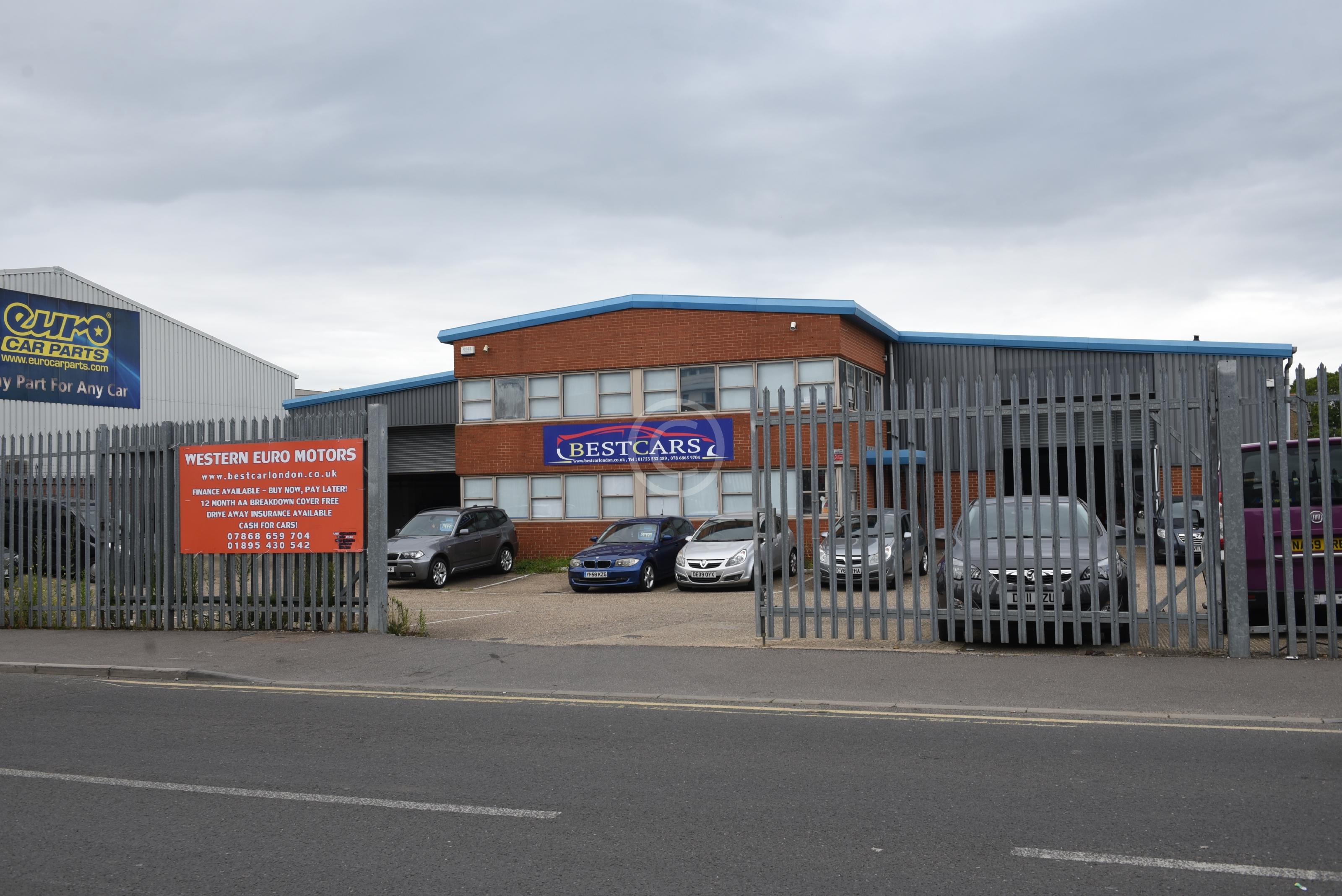 SLOUGH 132867 - Photo 1 of 2 - Baylis Media Photos