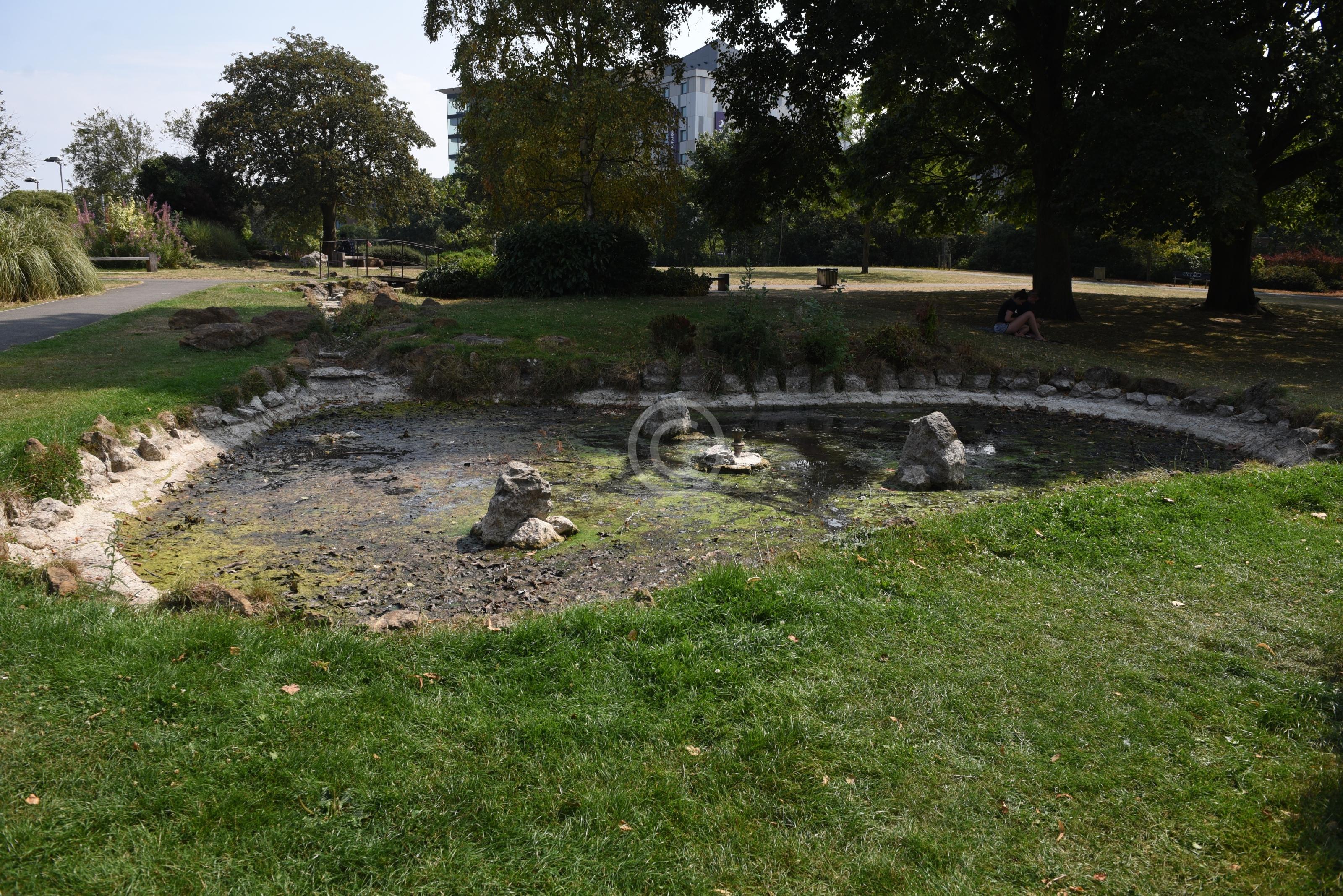 MAIDENHEAD 132891 - Photo 1 of 11 - Baylis Media Photos