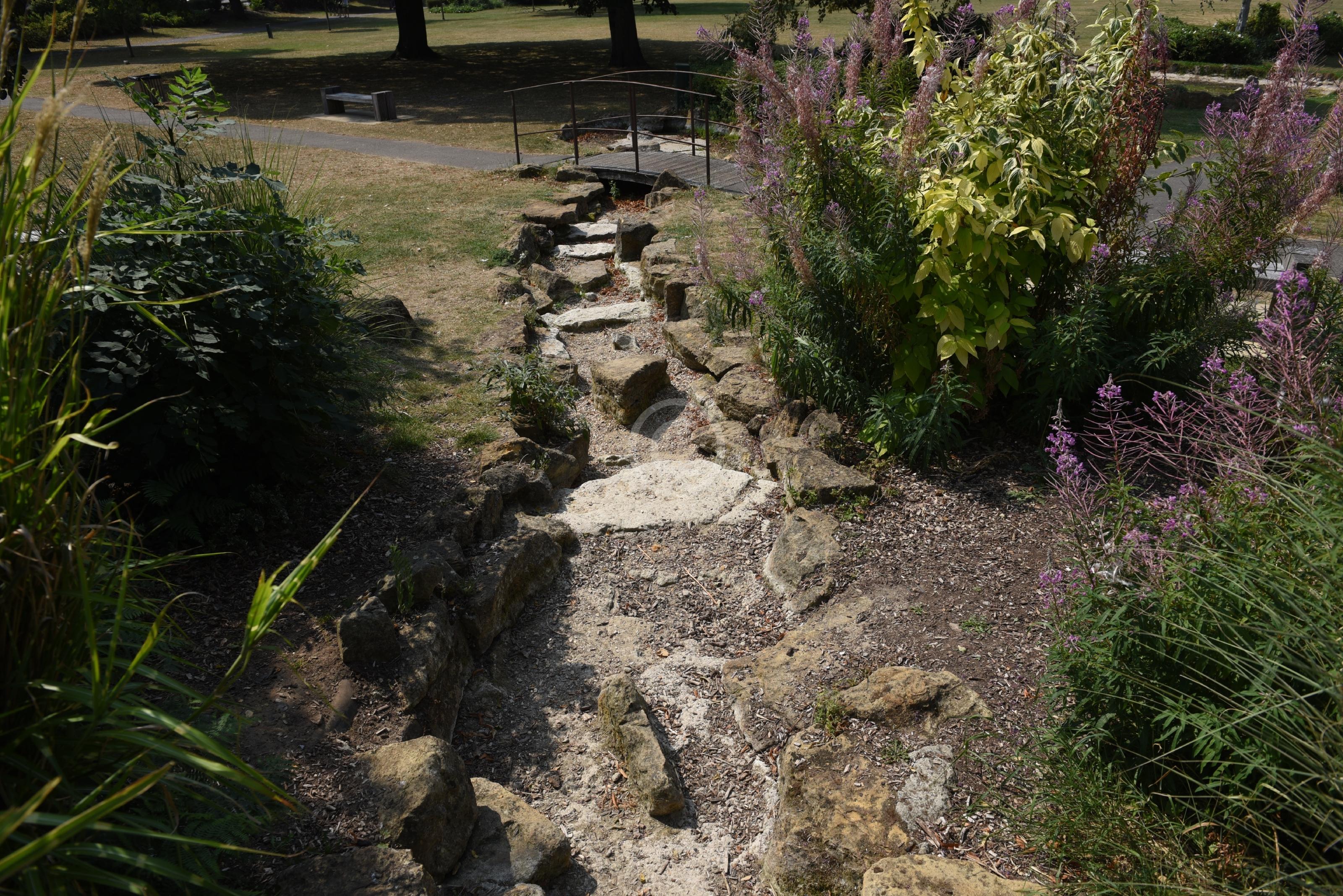 MAIDENHEAD 132891 - Photo 1 of 11 - Baylis Media Photos