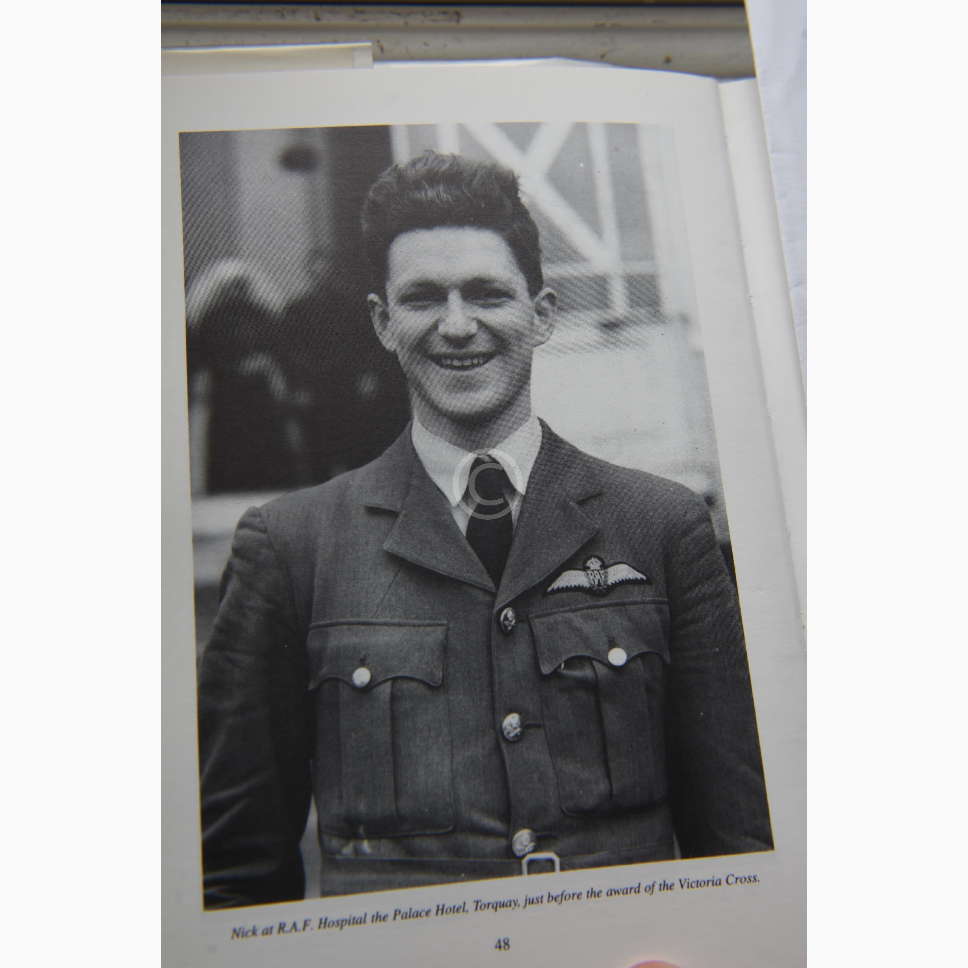 MAIDENHEAD 132910 - Photo 1 of 9 - Baylis Media Photos