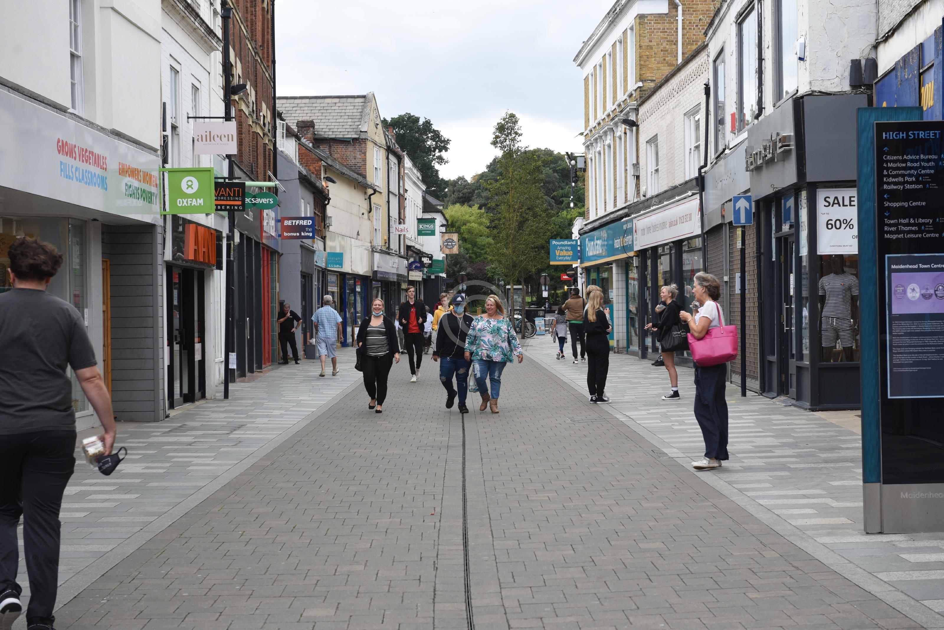 MAIDENHEAD 132933 - Photo 1 of 9 - Baylis Media Photos