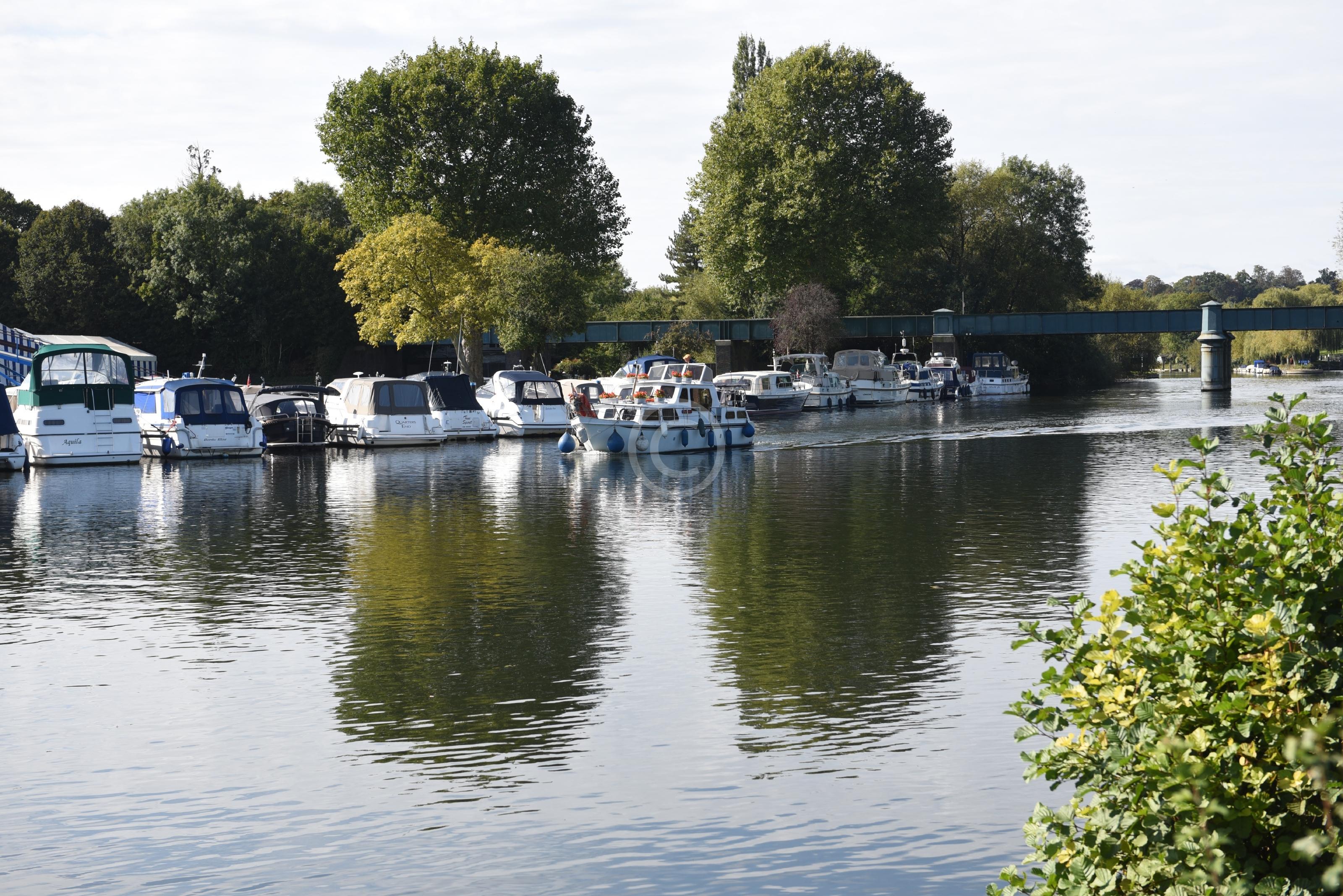 SHIPLAKE 133001 - Photo 1 of 24 - Baylis Media Photos