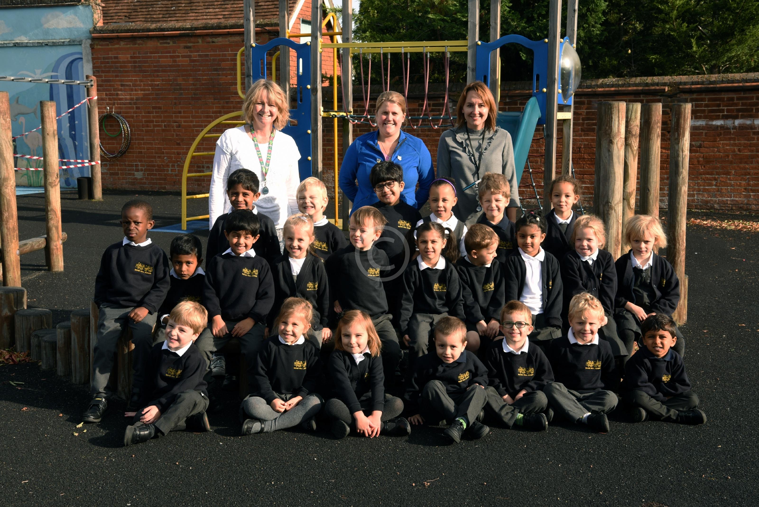 FIRST CLASS 132997 - Photo 3 of 7 - Baylis Media Photos