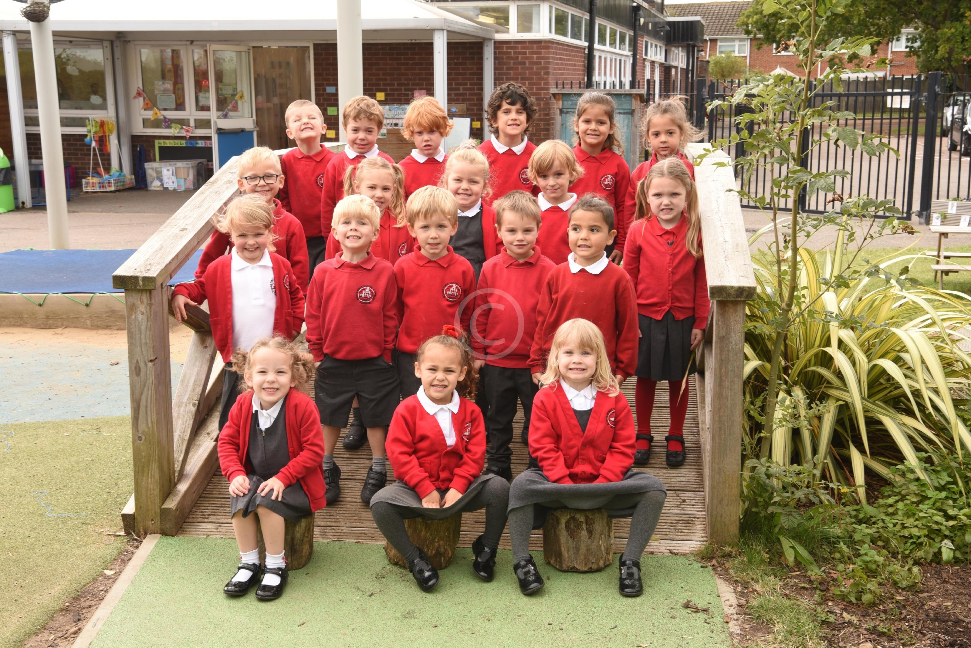 FIRST CLASS 133026 - Photo 1 of 9 - Baylis Media Photos