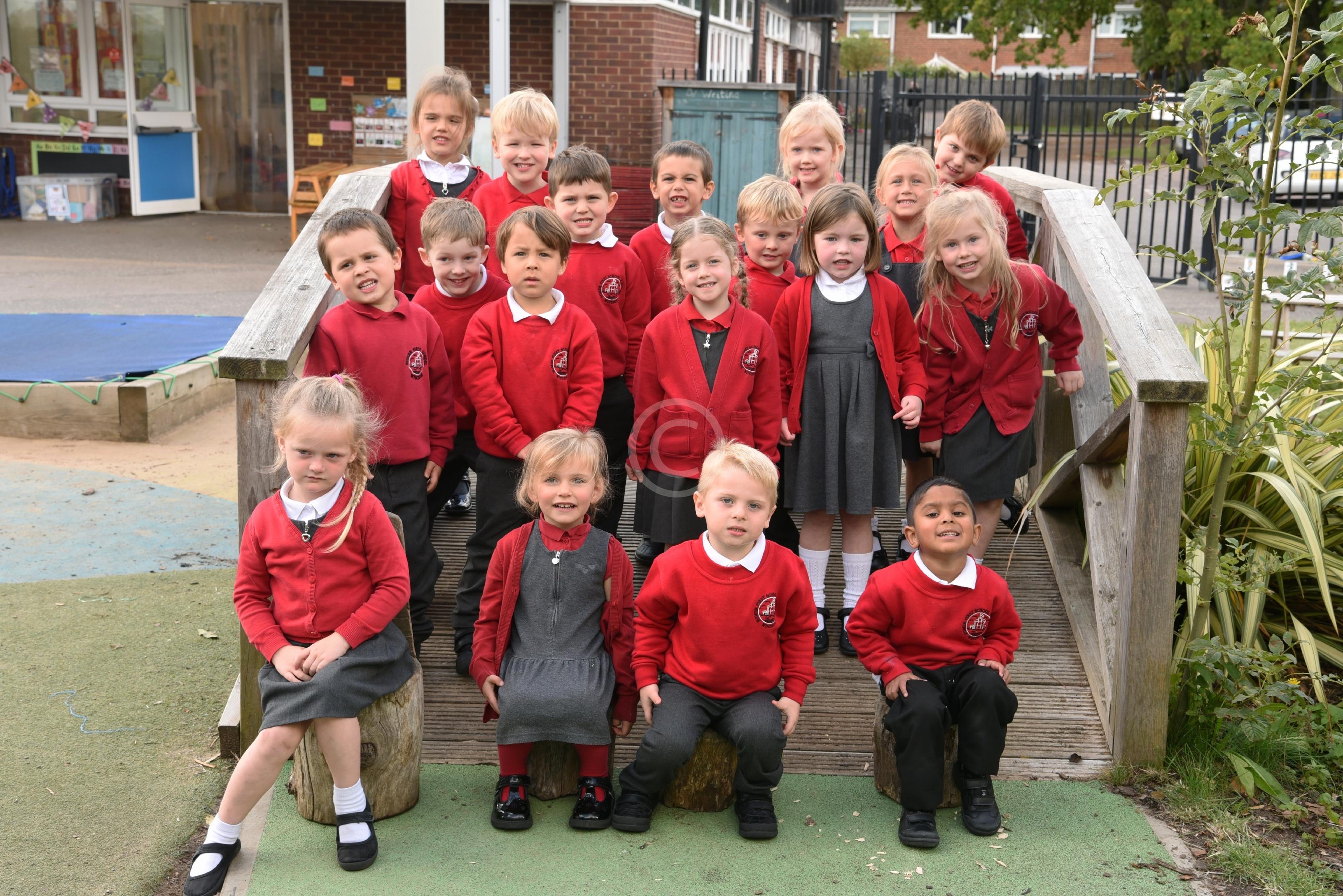 FIRST CLASS 133026 - Photo 1 of 9 - Baylis Media Photos