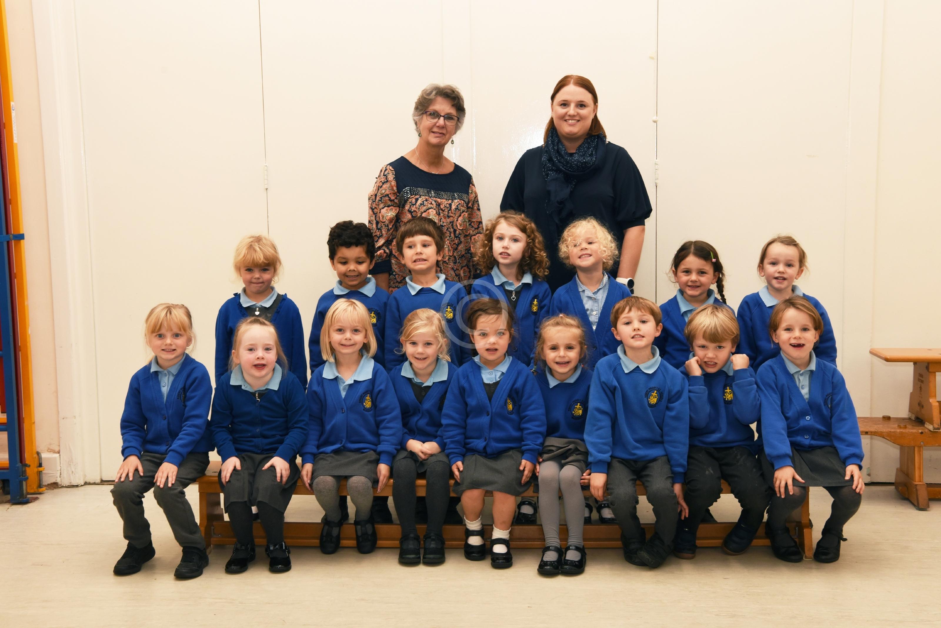 FIRST CLASS 133030 - Photo 3 of 7 - Baylis Media Photos