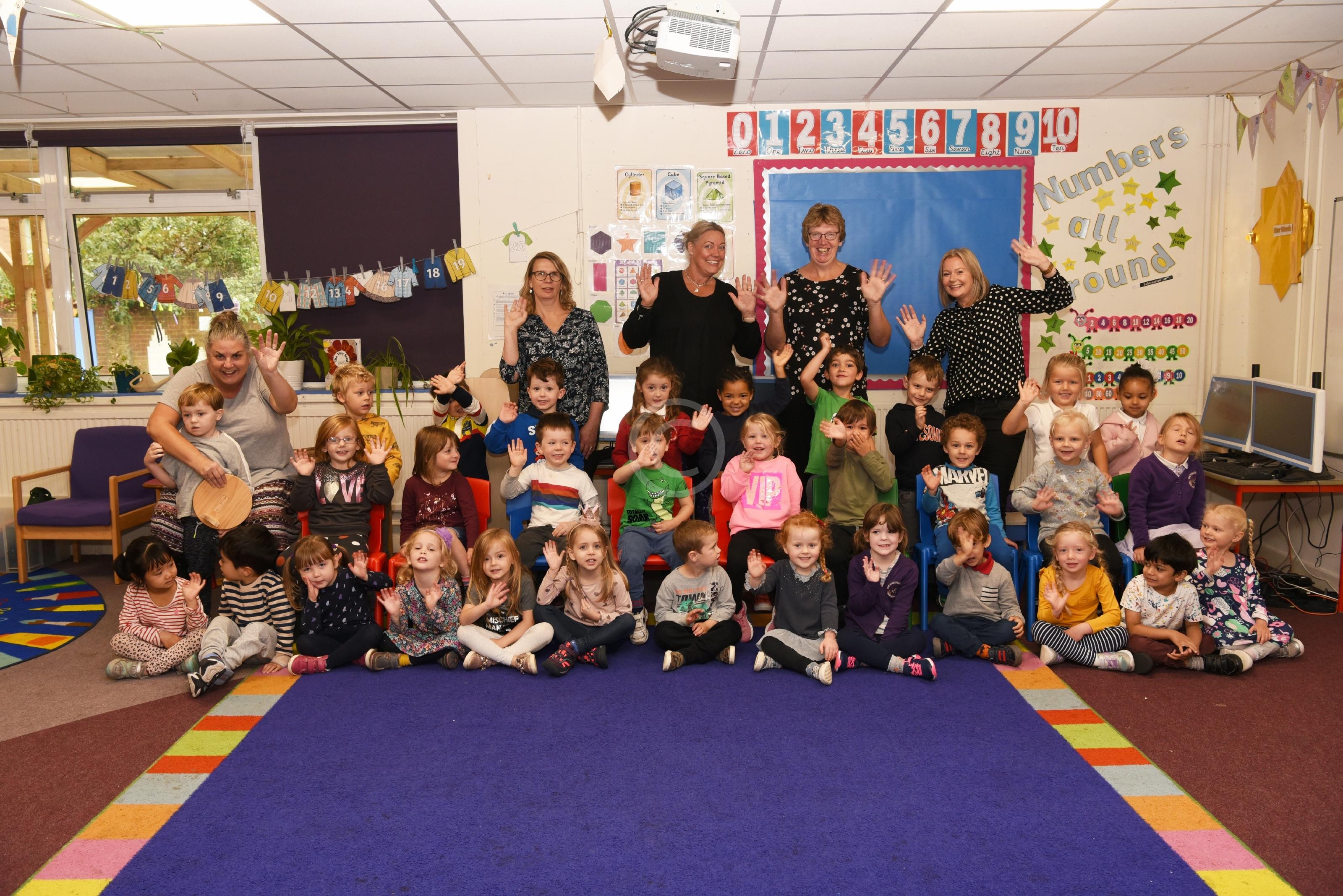 FIRST CLASS 133028 - Photo 2 of 5 - Baylis Media Photos