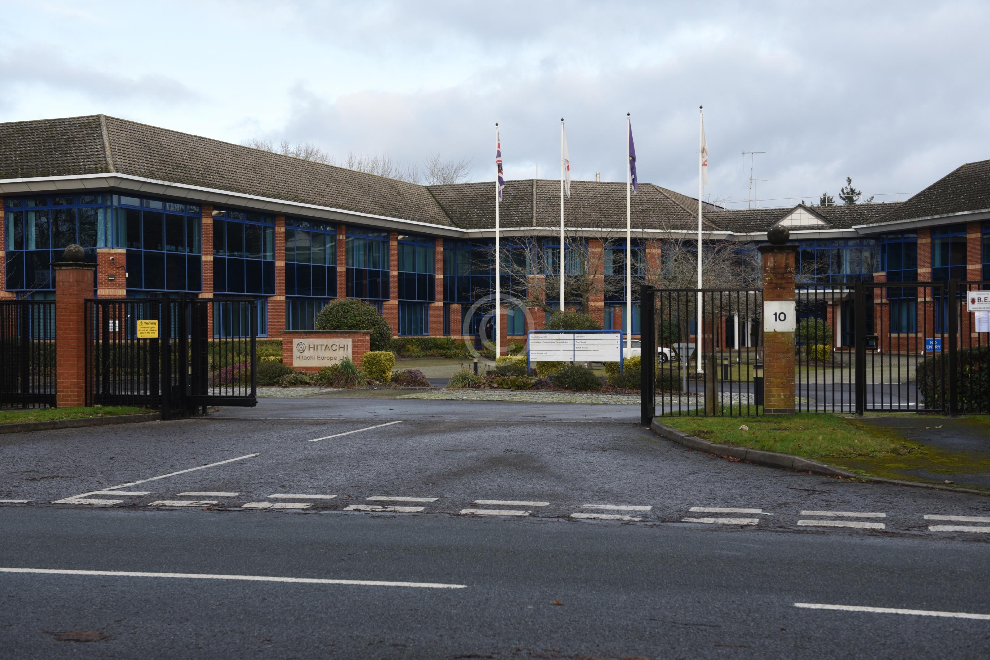 MAIDENHEAD 133278 - Photo 1 of 9 - Baylis Media Photos