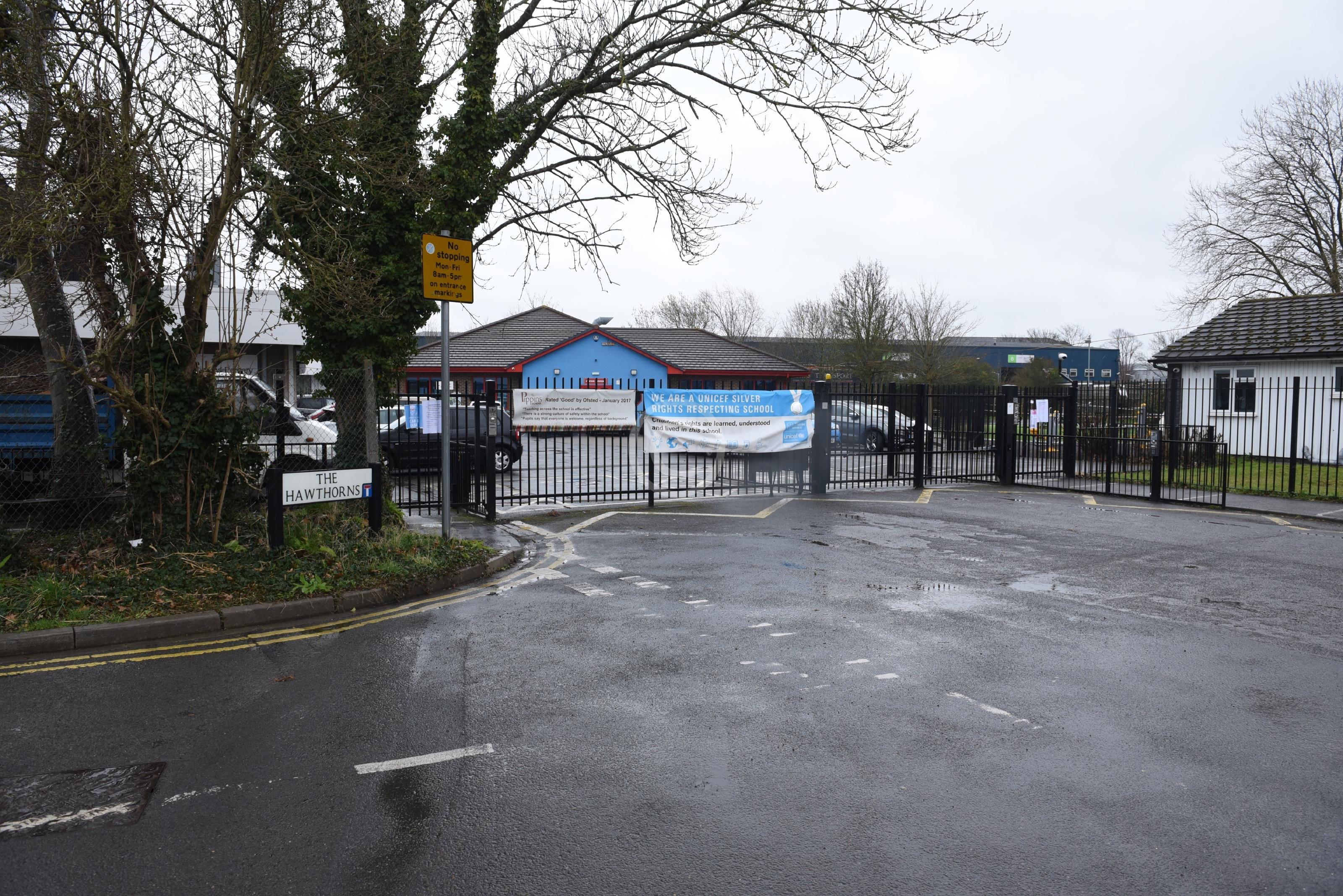 COLNBROOK 133385 - Photo 1 of 8 - Baylis Media Photos