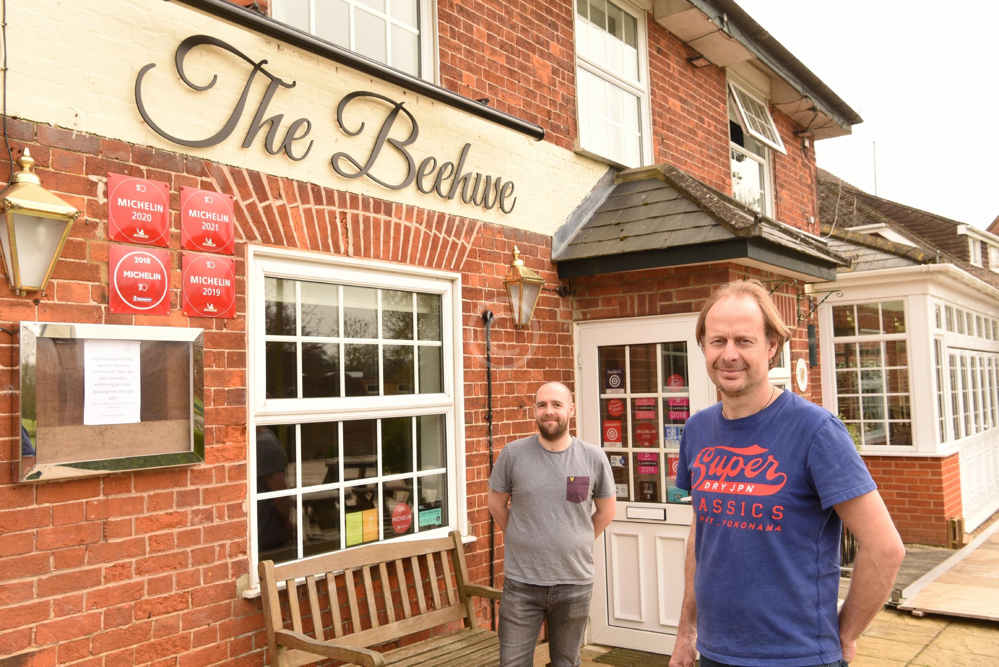 WHITE WALTHAM 133437 - Photo 1 of 4 - Baylis Media Photos