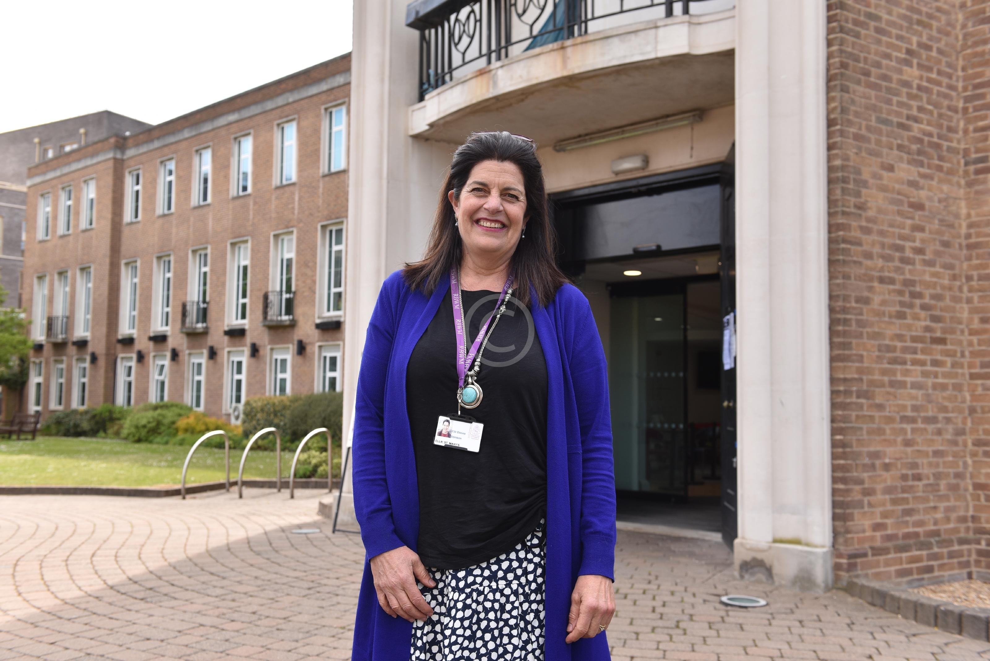 MAIDENHEAD 133520 - Photo 1 of 11 - Baylis Media Photos