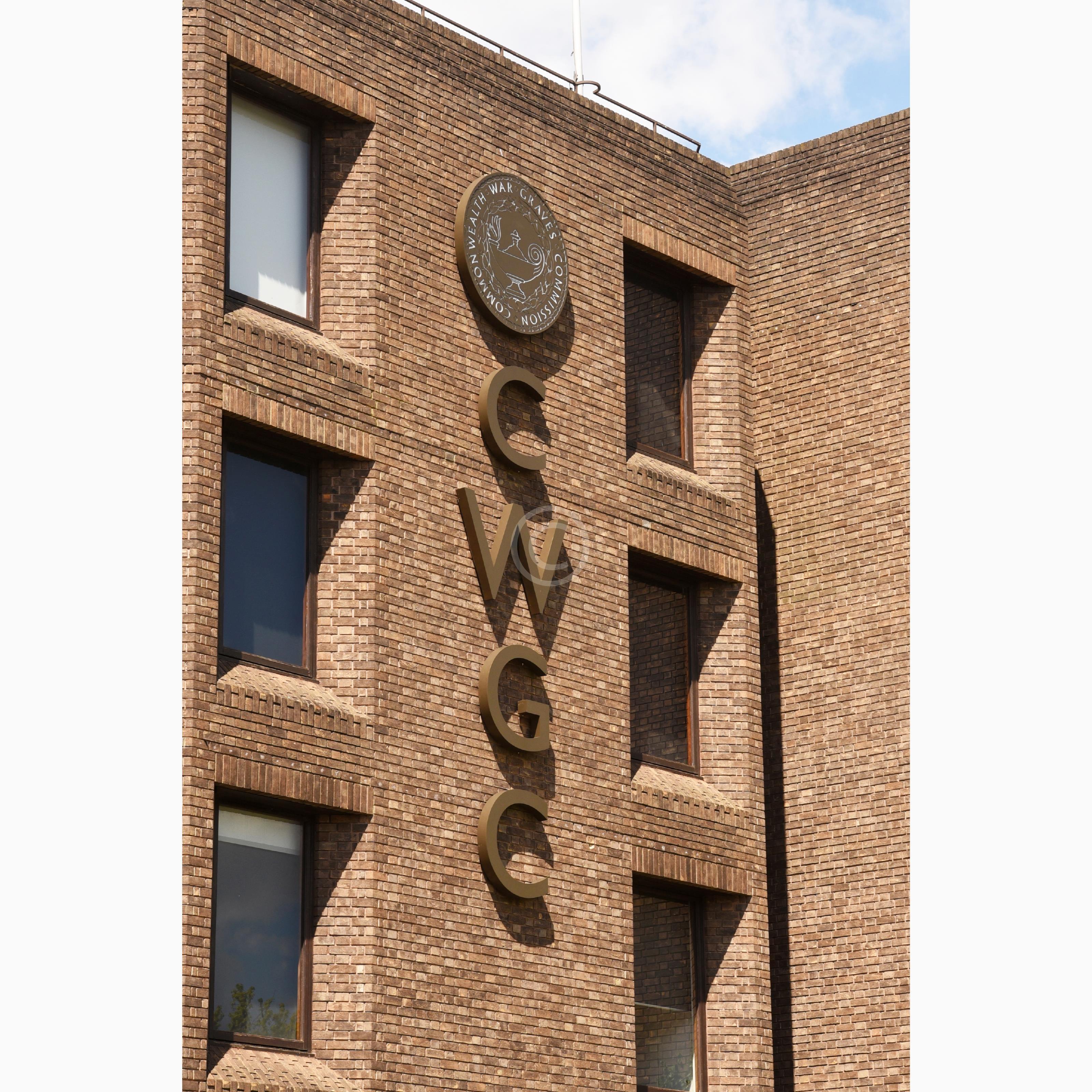 MAIDENHEAD 133558 - Photo 1 of 5 - Baylis Media Photos