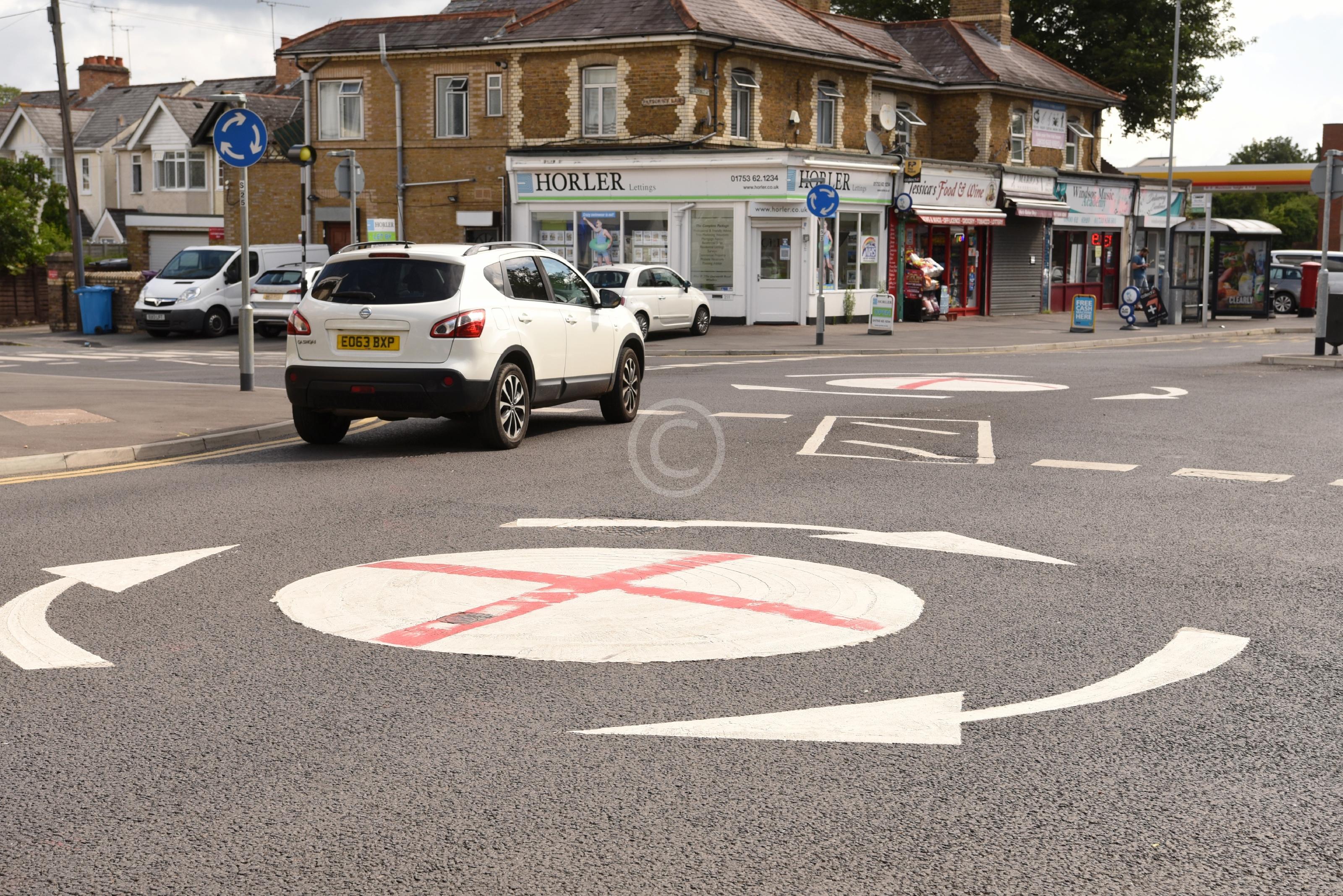 DEDWORTH 133650 - Photo 1 of 9 - Baylis Media Photos