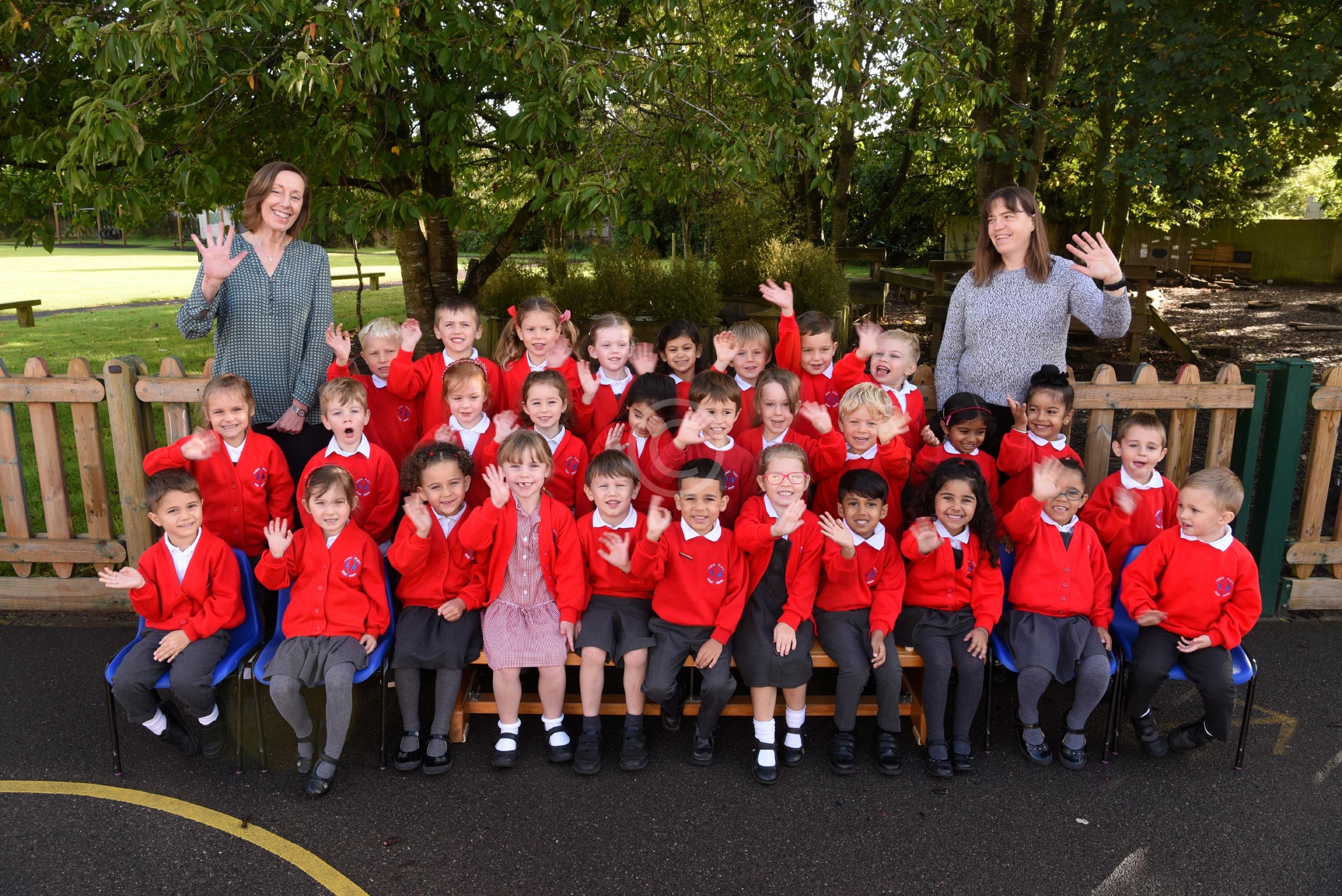 FIRST CLASS 133881 - Photo 1 of 24 - Baylis Media Photos