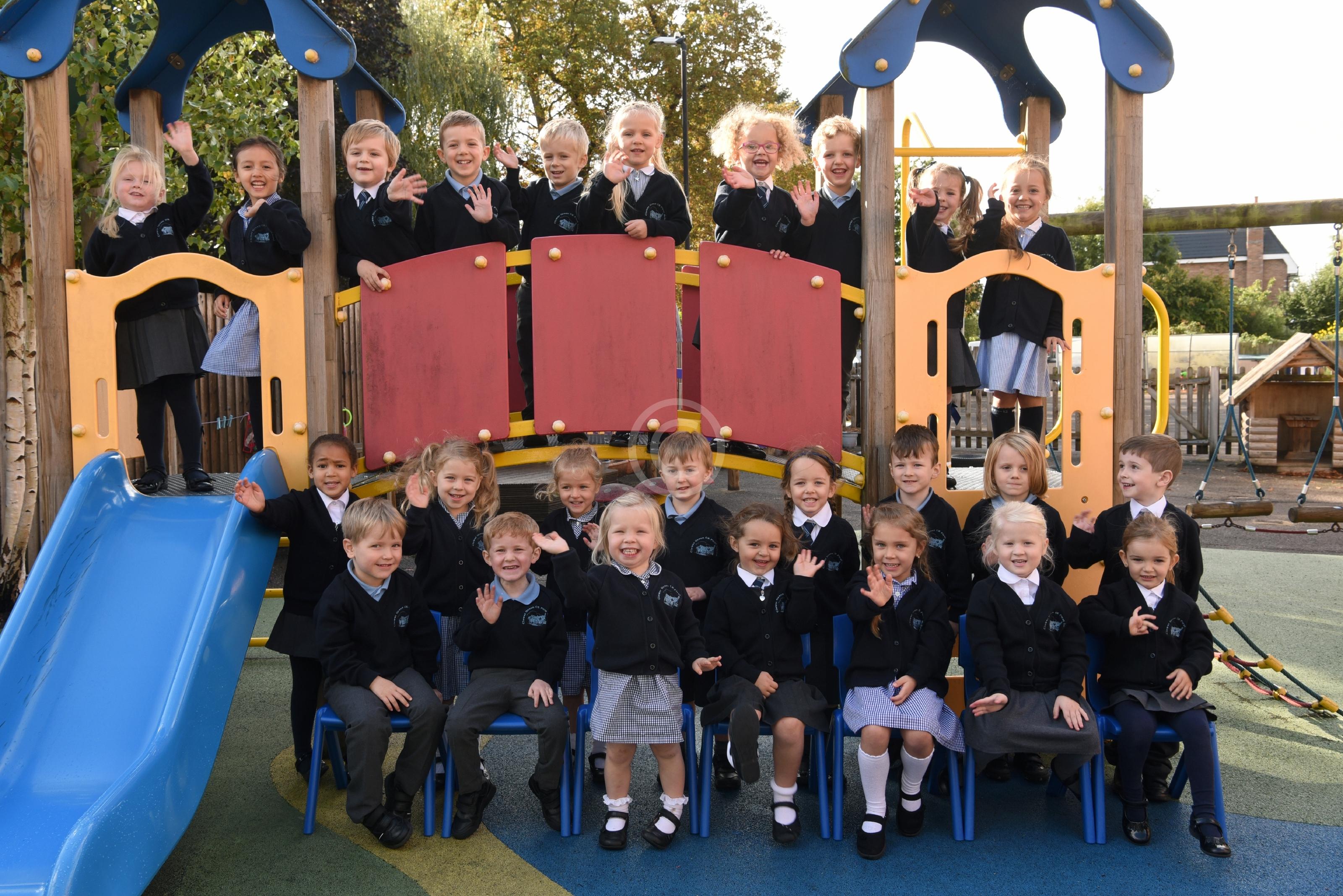 FIRST CLASS 133890 - Photo 1 of 16 - Baylis Media Photos