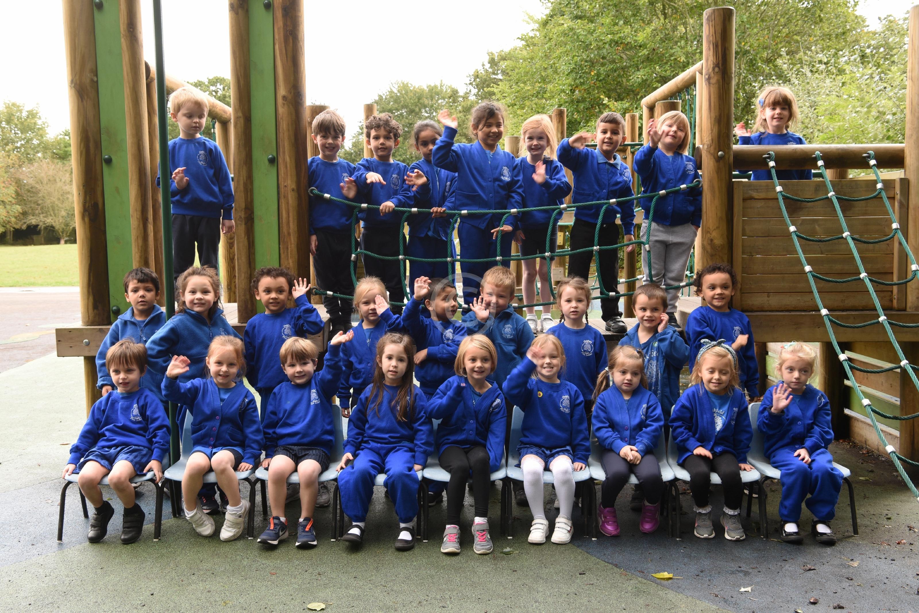 FIRST CLASS 133891 - Photo 1 of 14 - Baylis Media Photos