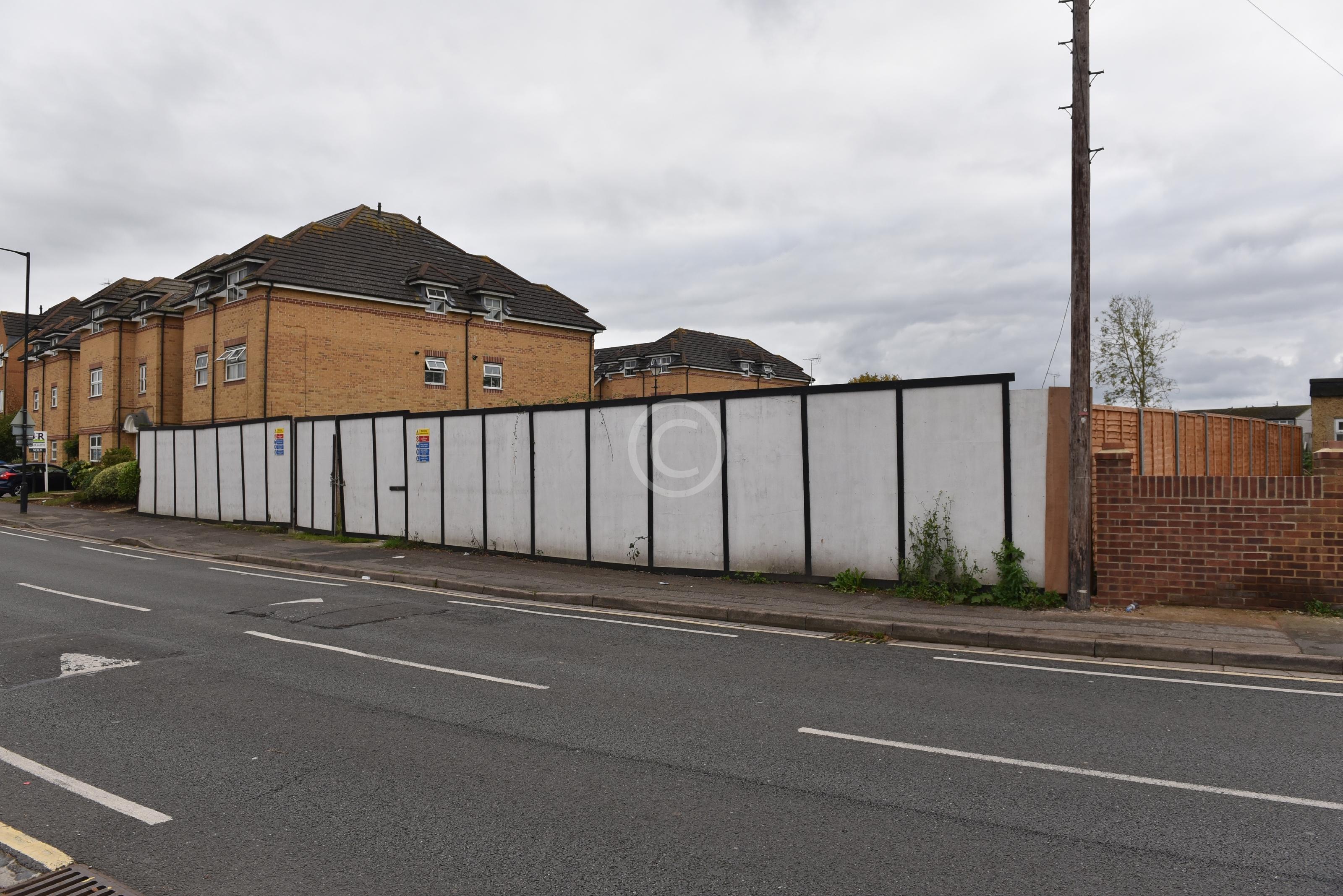 CHALVEY 134018 - Photo 1 of 11 - Baylis Media Photos