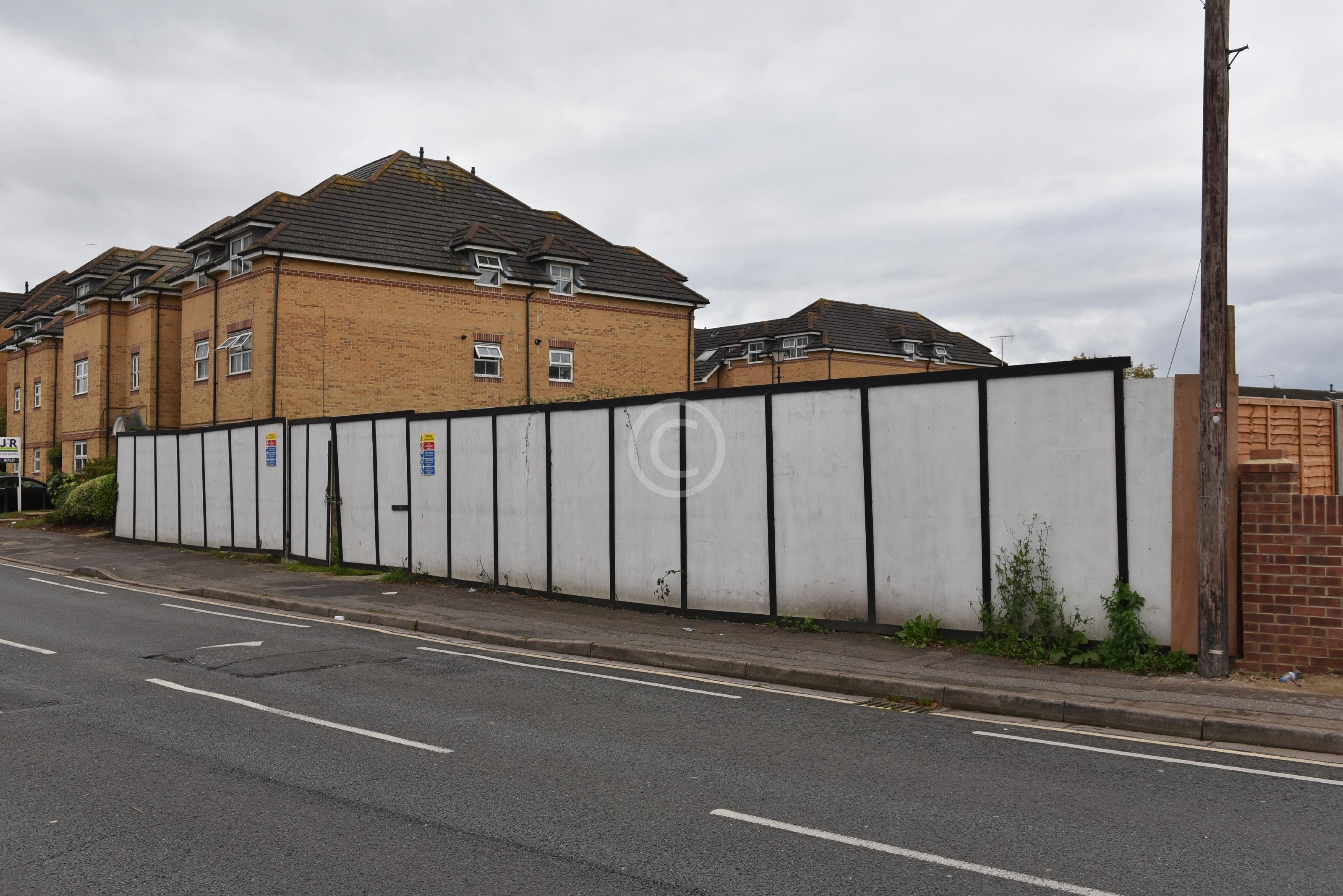 CHALVEY 134018 - Photo 1 of 11 - Baylis Media Photos