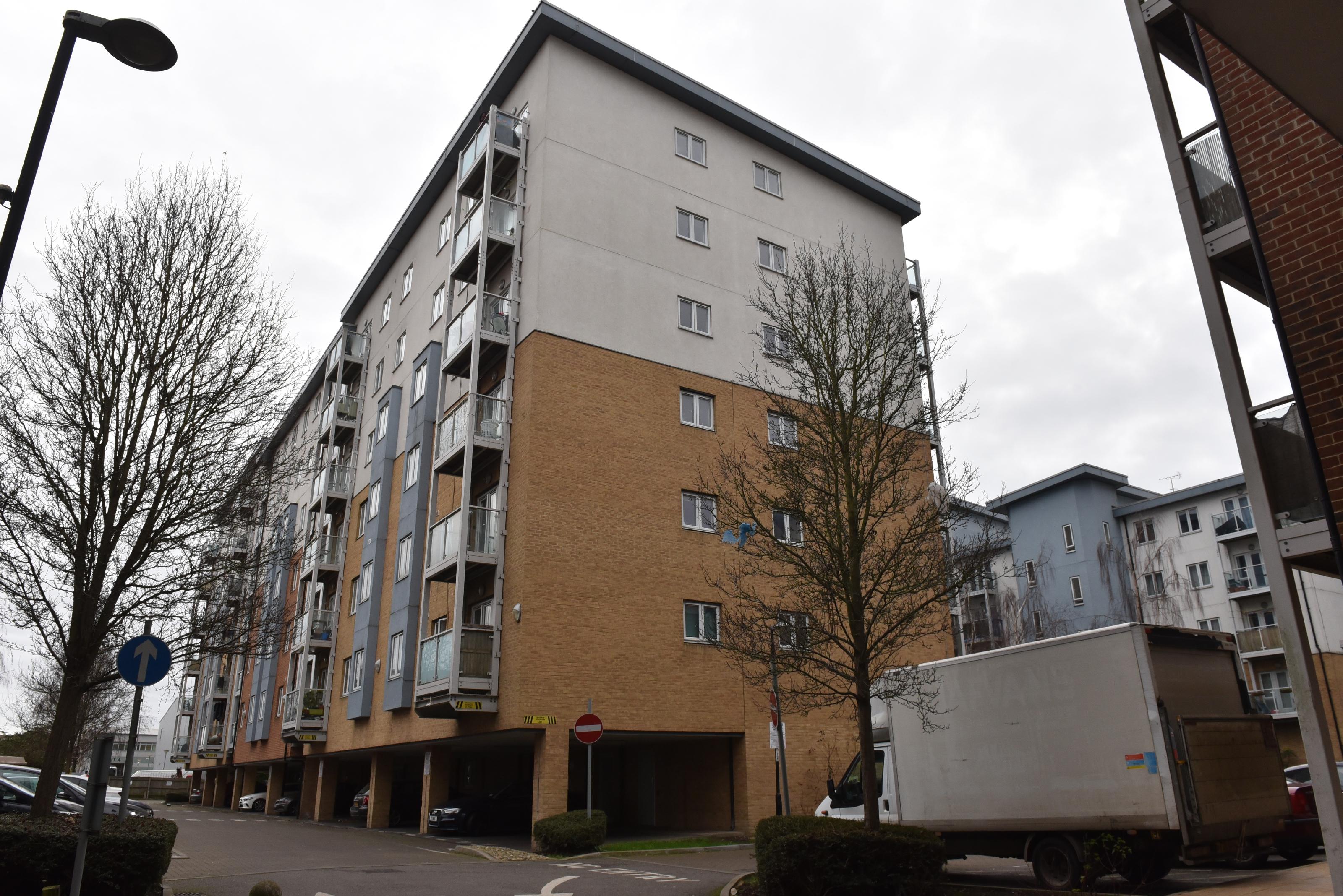 SLOUGH 134160 - Photo 2 of 7 - Baylis Media Photos