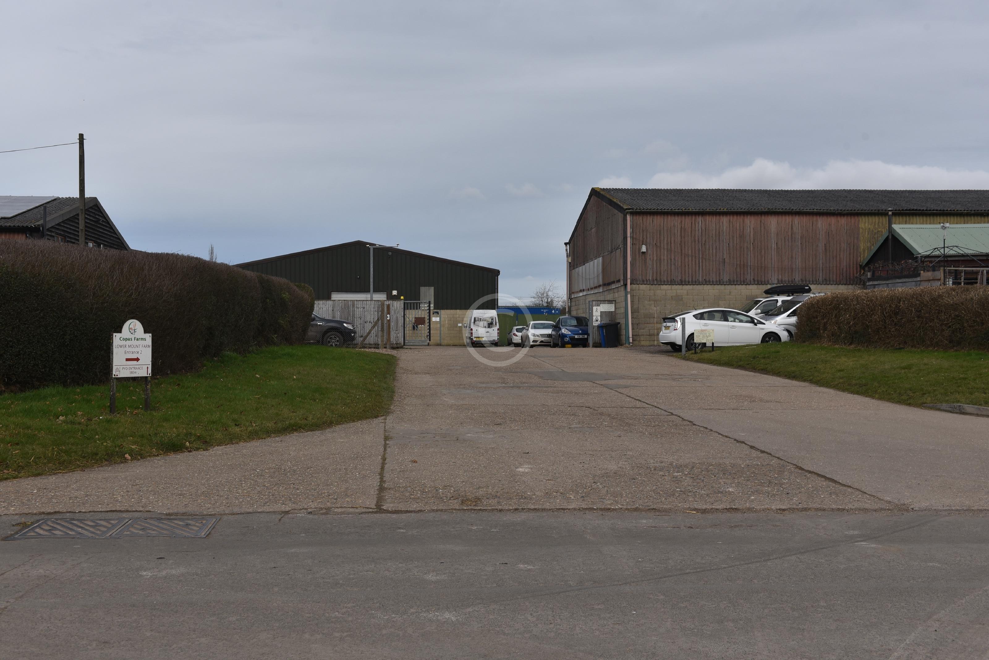 COOKHAM 134224 - Photo 1 of 9 - Baylis Media Photos