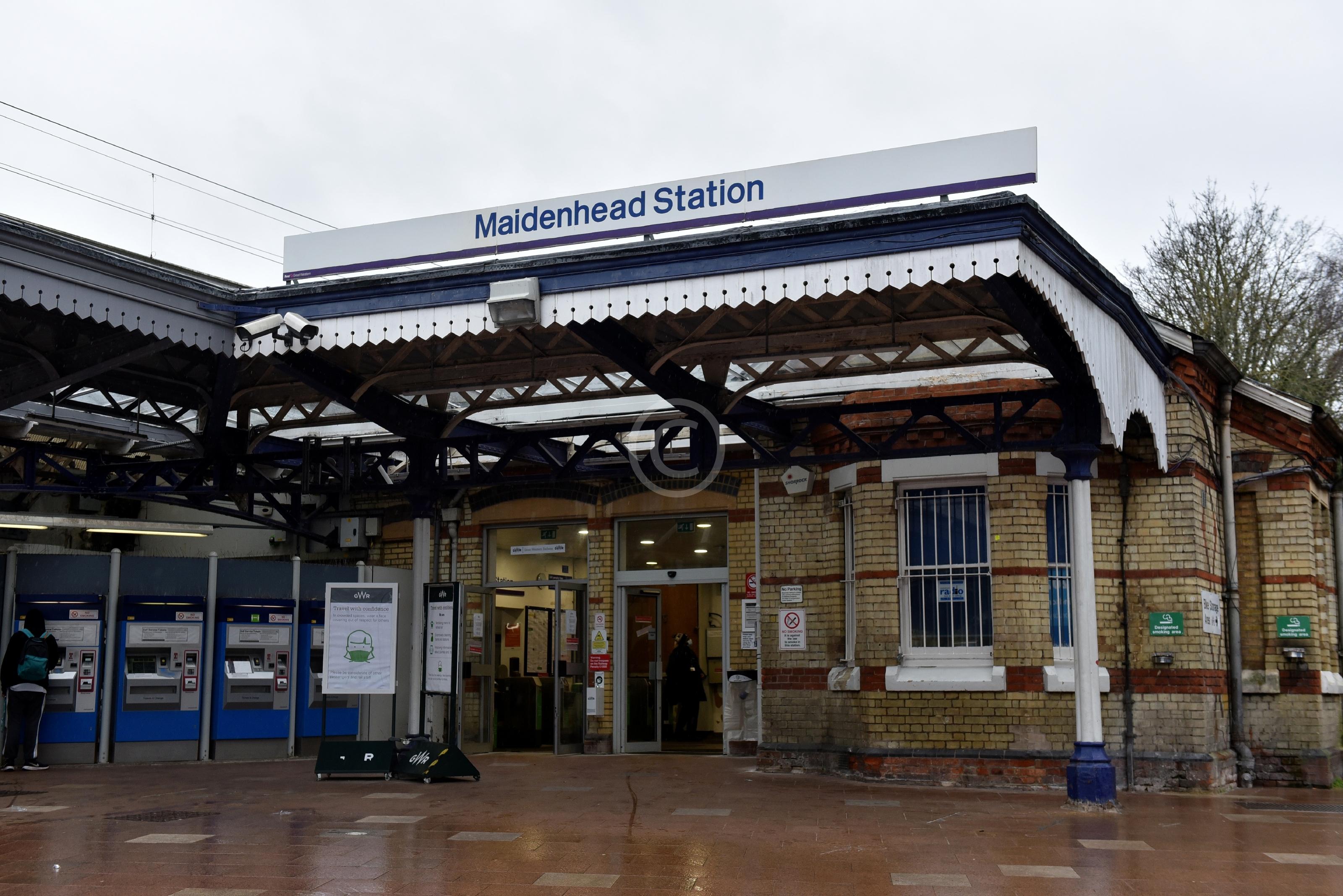 MAIDENHEAD 134225 - Photo 1 of 3 - Baylis Media Photos