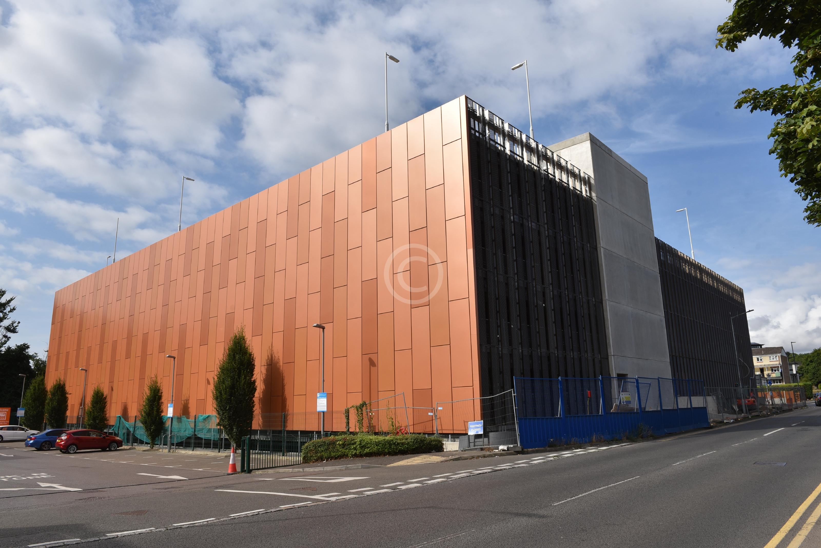 MAIDENHEAD 134725 - Photo 1 of 8 - Baylis Media Photos