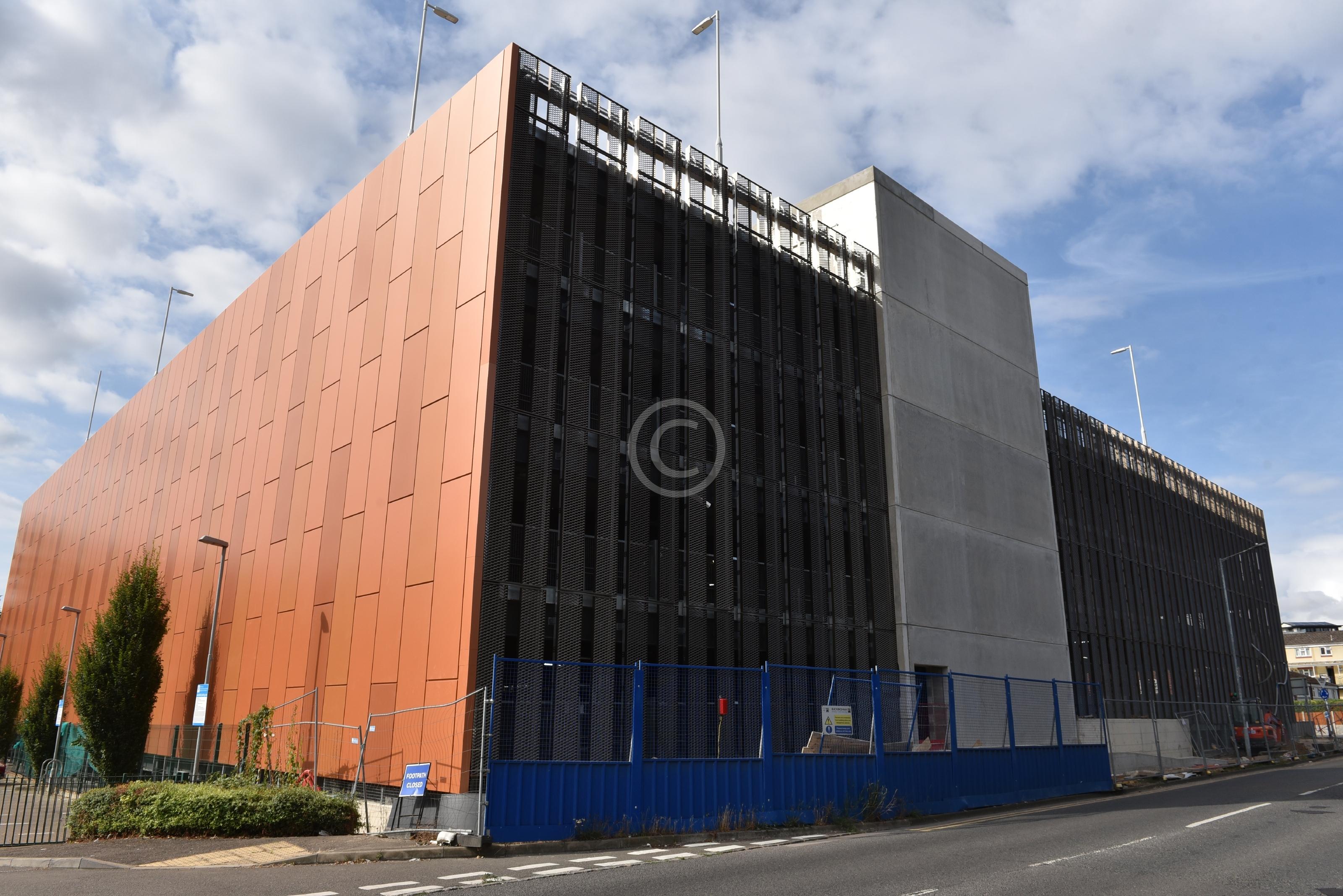 MAIDENHEAD 134725 - Photo 2 of 8 - Baylis Media Photos