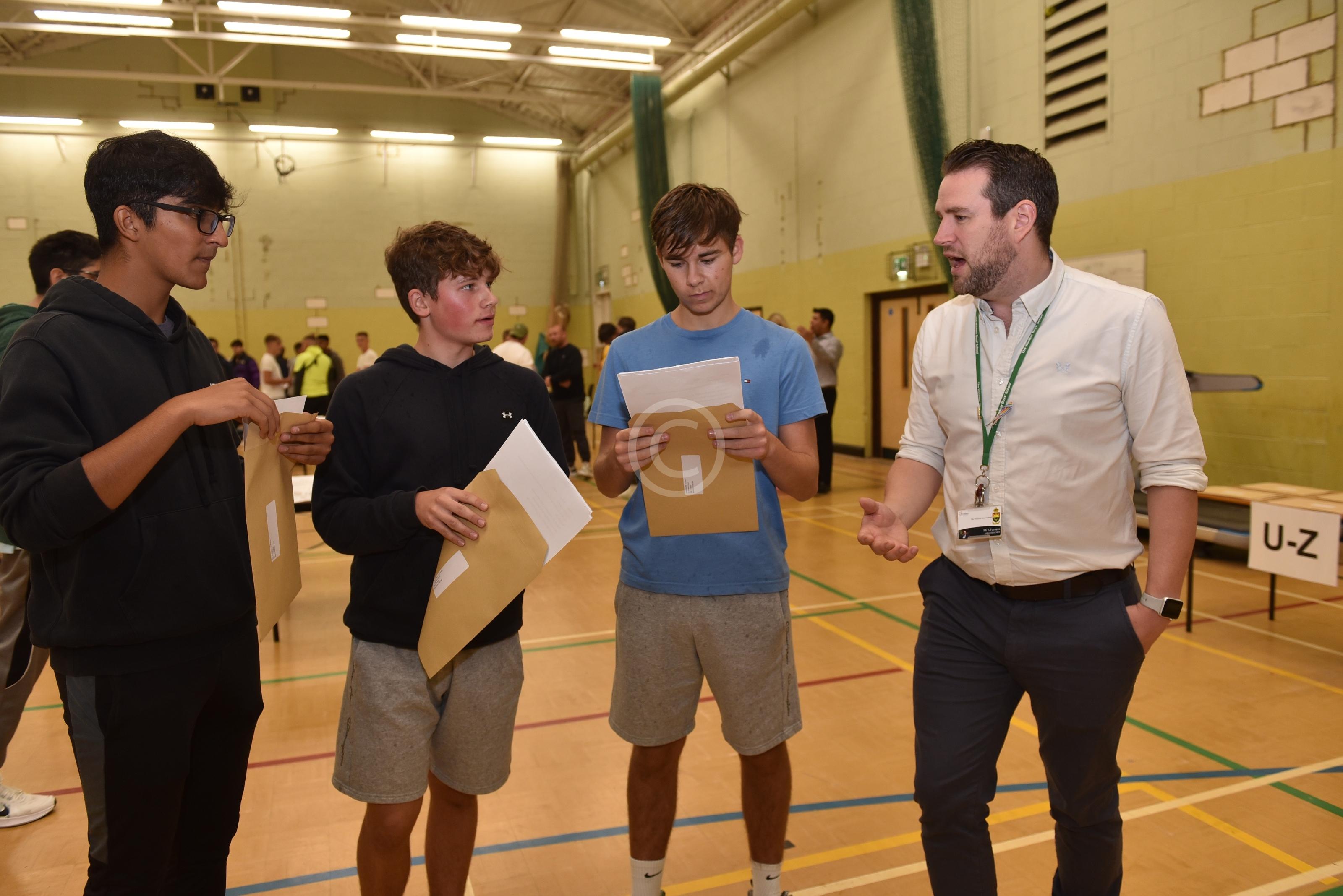 WINDSOR 134814 - Photo 2 of 25 - Baylis Media Photos