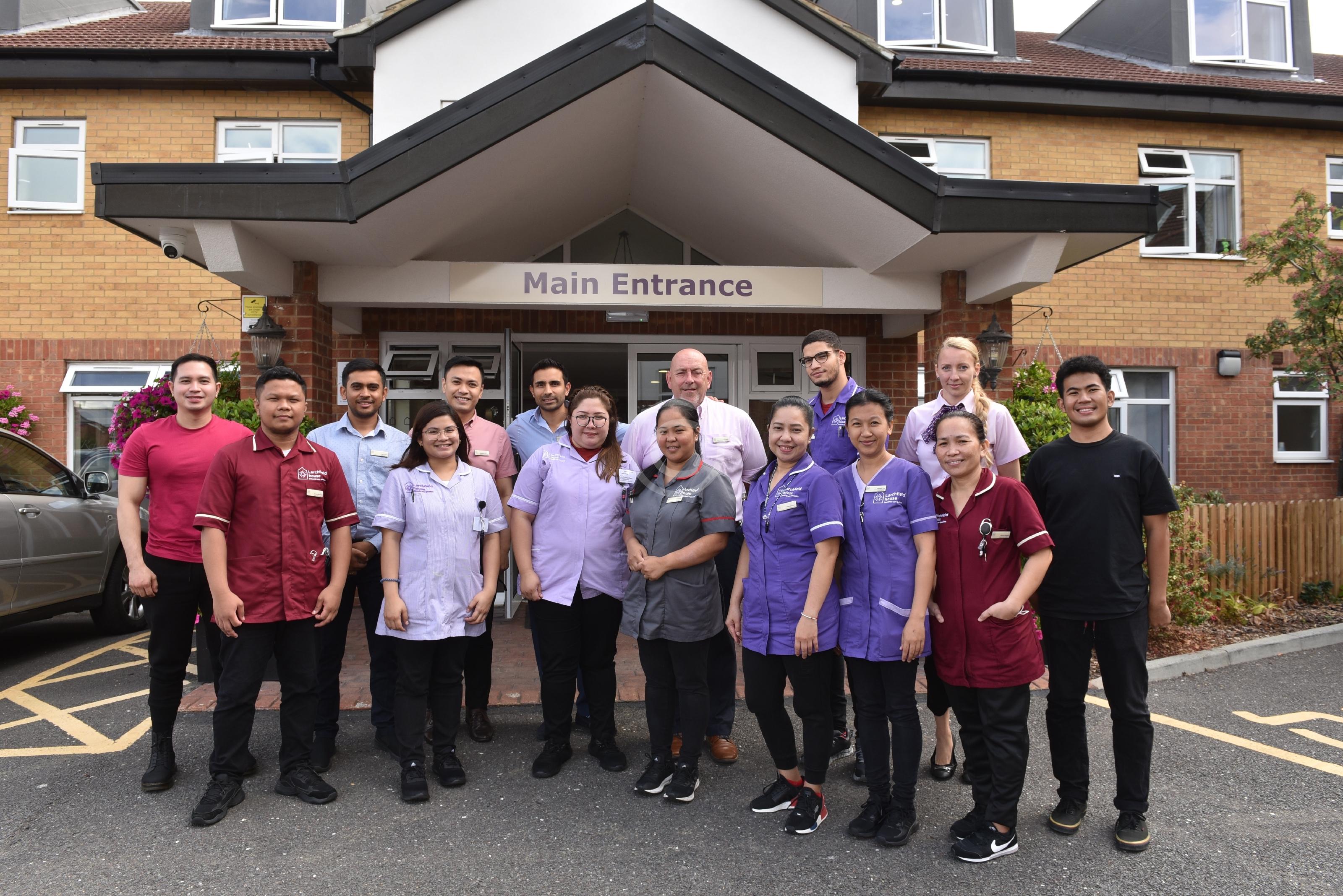 MAIDENHEAD 134826 - Photo 1 of 4 - Baylis Media Photos