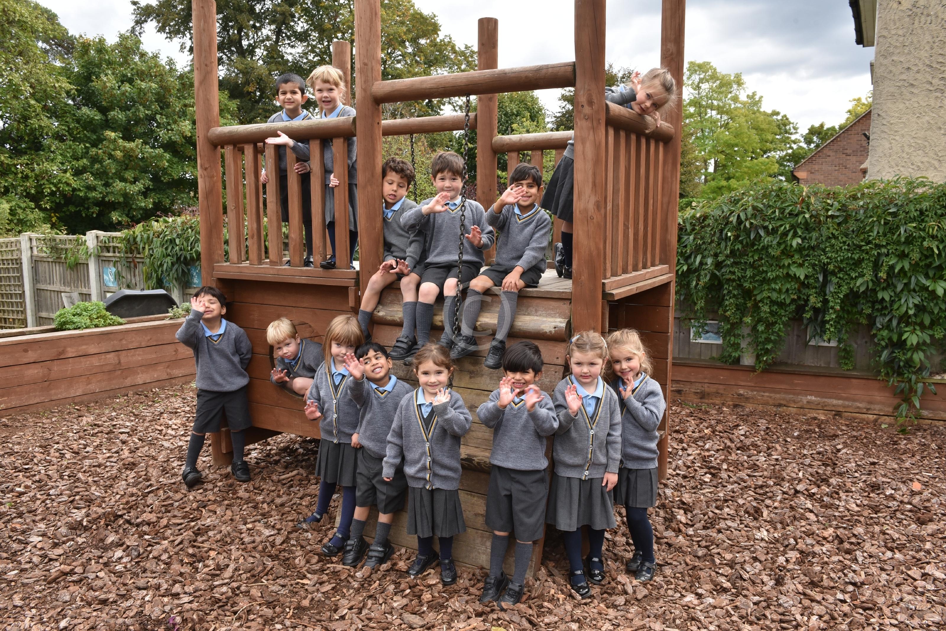 FIRST CLASS 134903 - Photo 1 of 47 - Baylis Media Photos