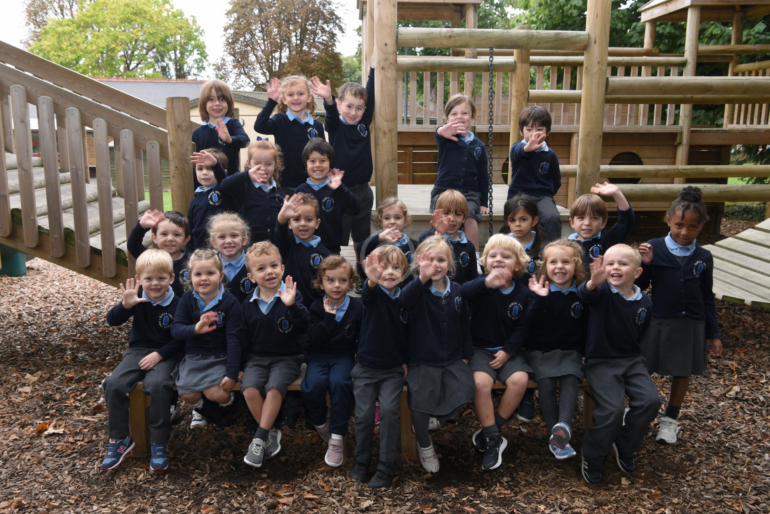 FIRST CLASS 134914 - Photo 1 of 4 - Baylis Media Photos