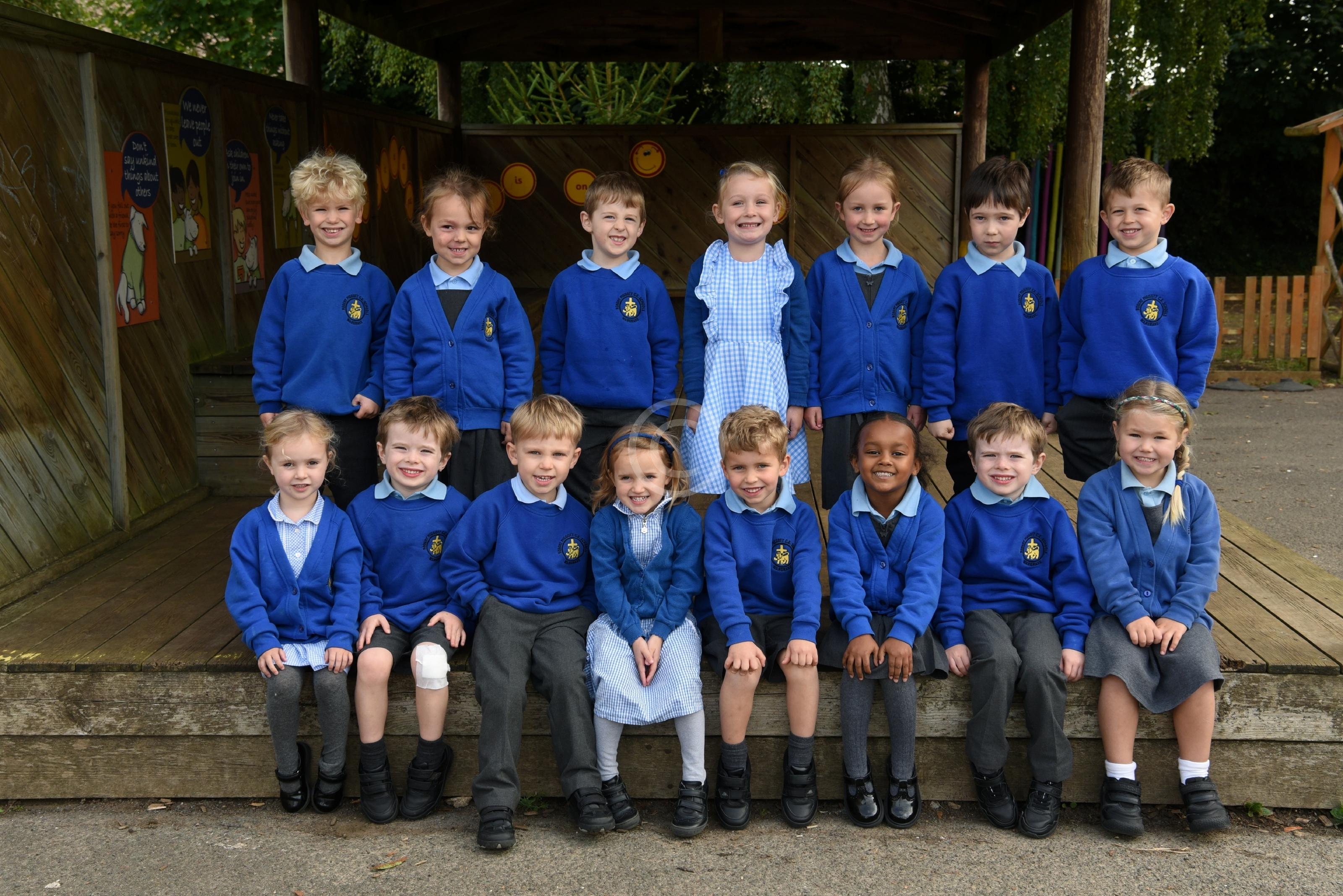 FIRST CLASS 134923 - Photo 1 of 8 - Baylis Media Photos