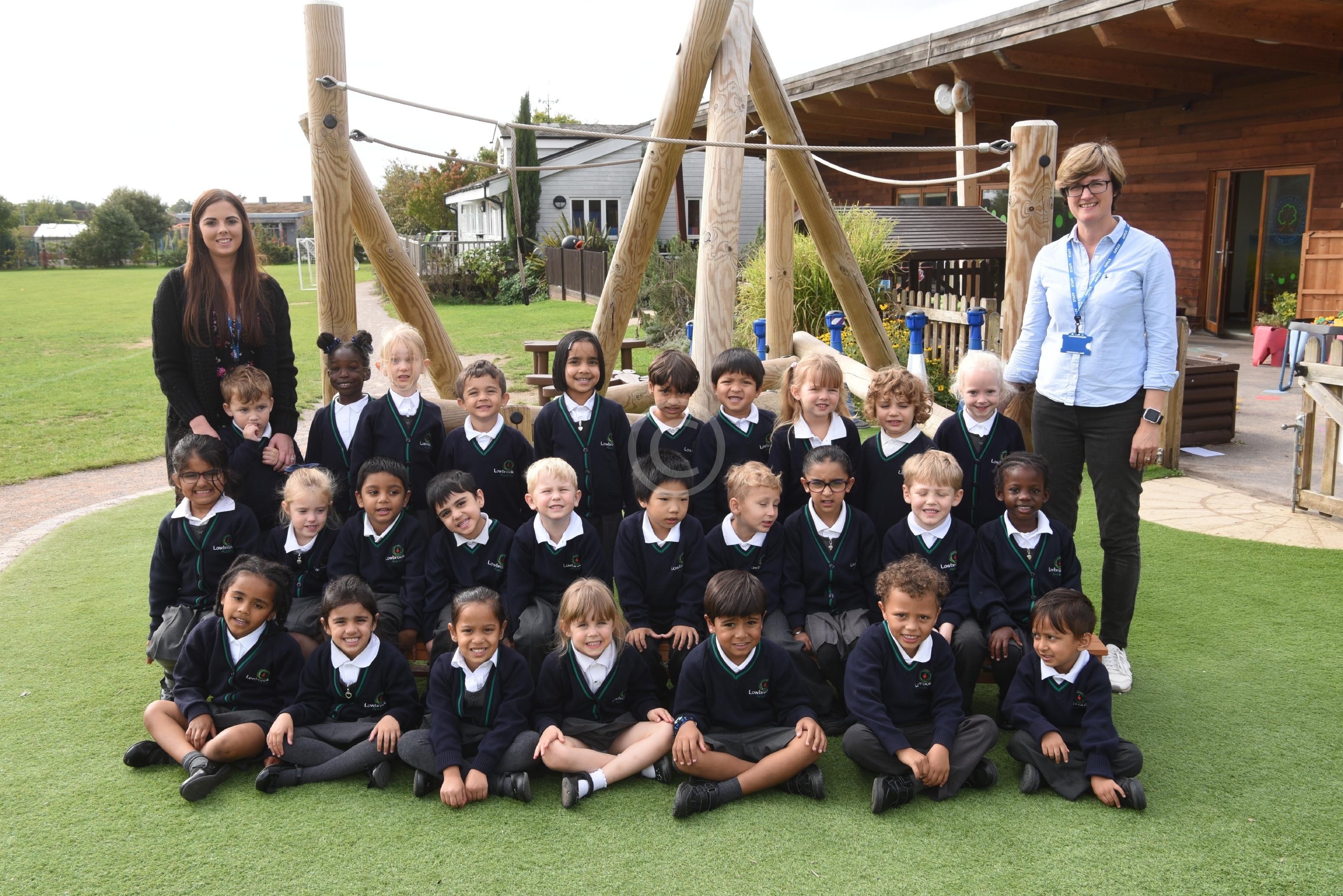 FIRST CLASS 134926 - Photo 1 of 8 - Baylis Media Photos