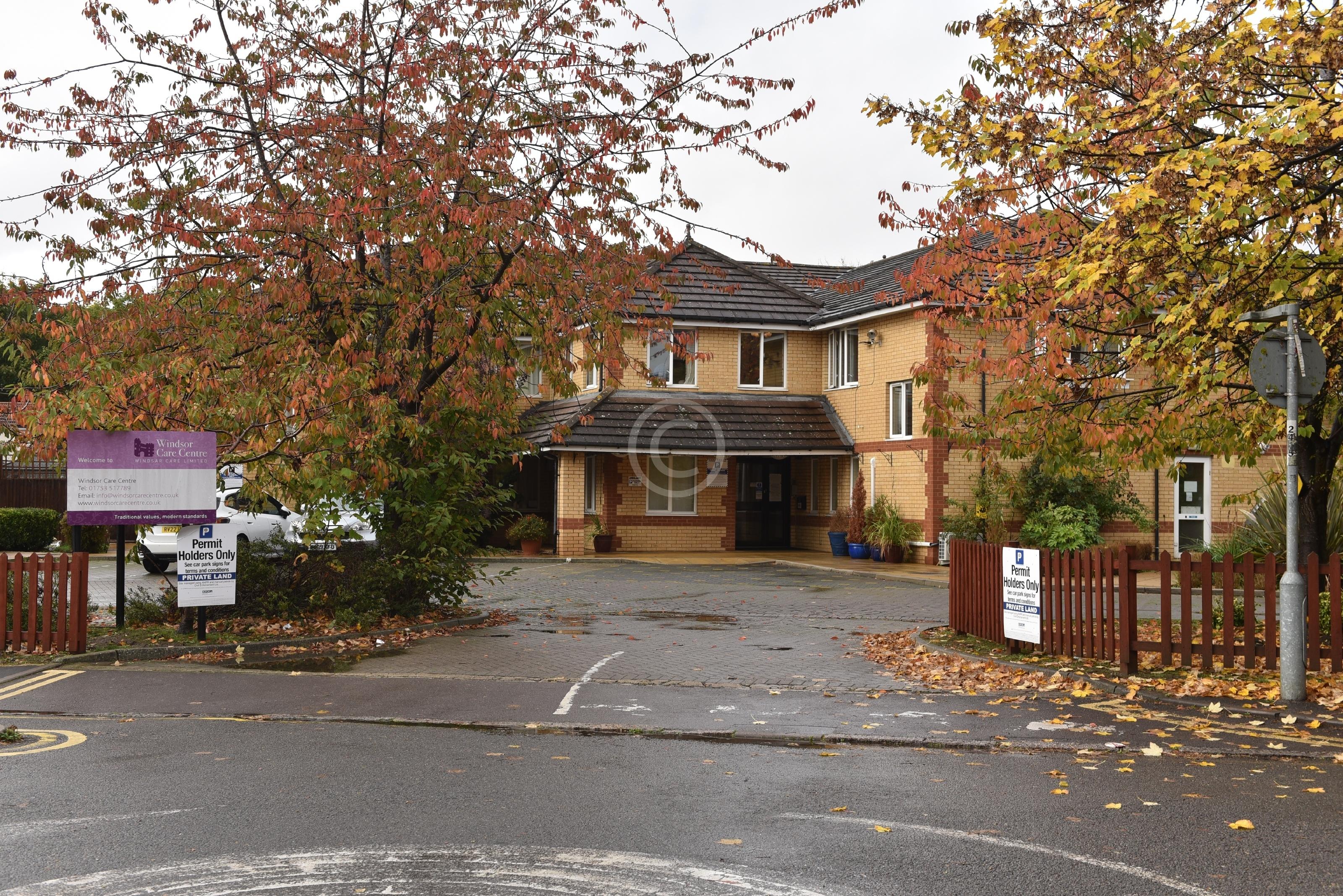 SLOUGH 134993 - Photo 1 of 12 - Baylis Media Photos