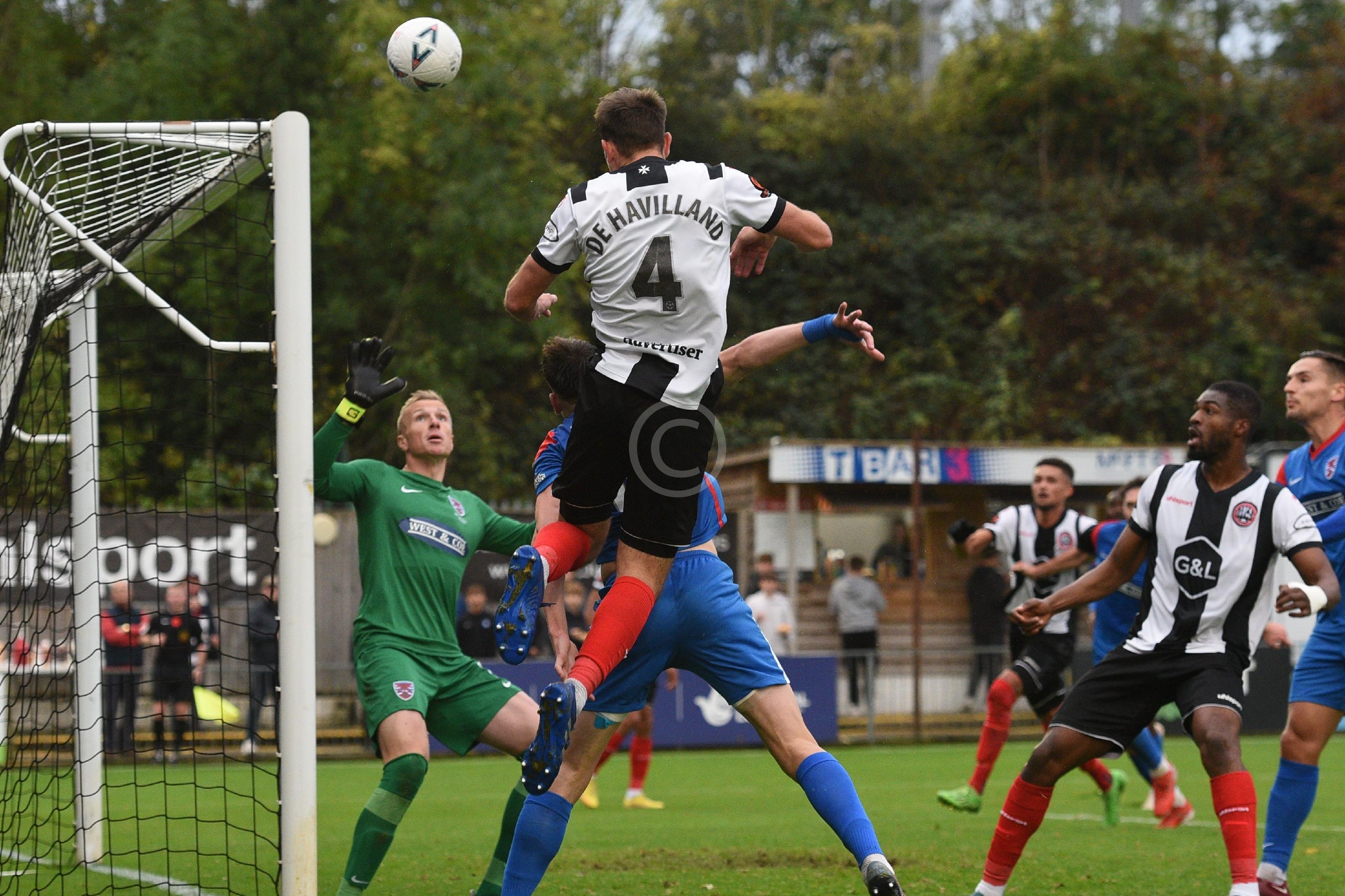 FOOTBALL 135028 - Photo 1 of 55 - Baylis Media Photos