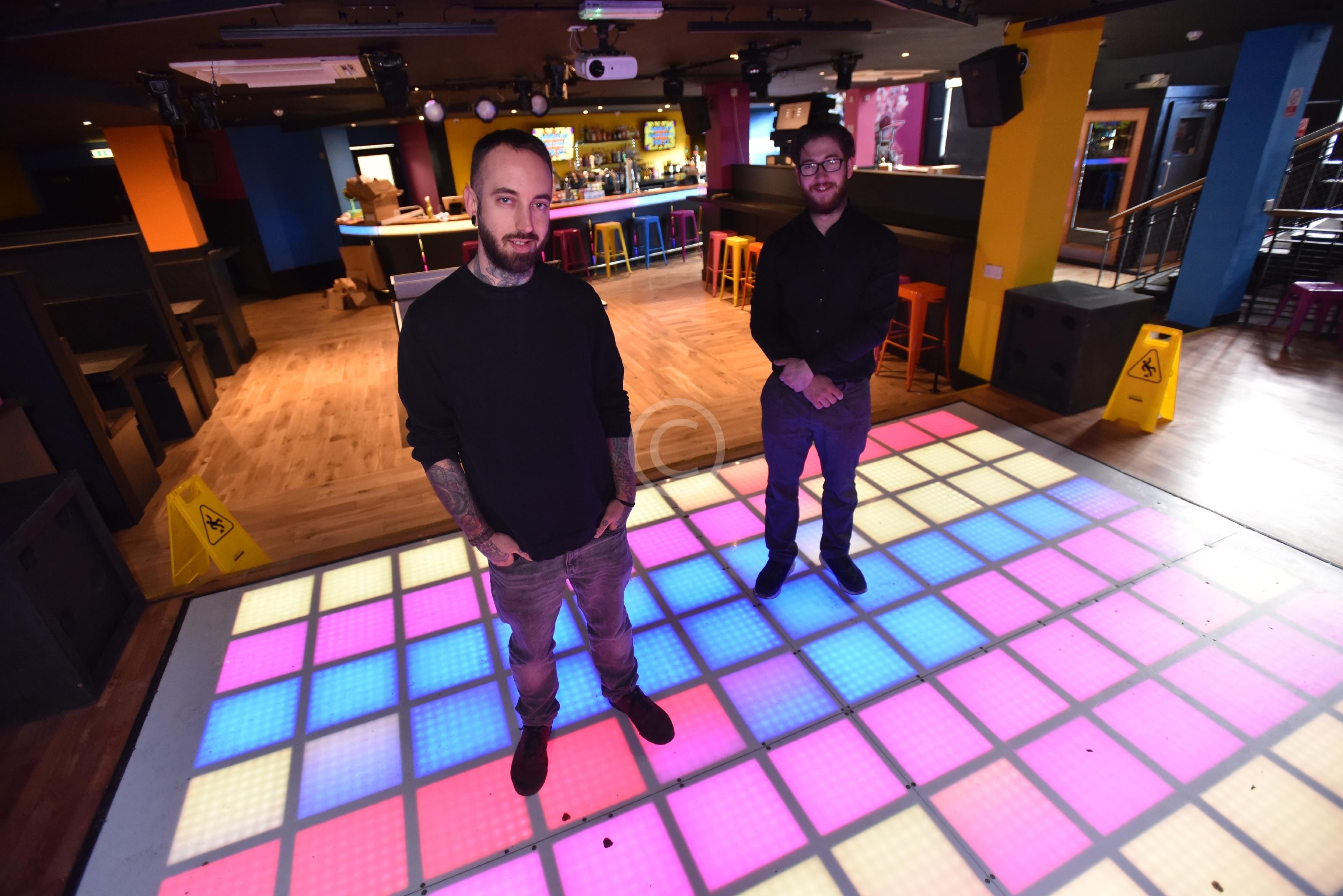 MAIDENHEAD 135037 - Photo 1 of 22 - Baylis Media Photos