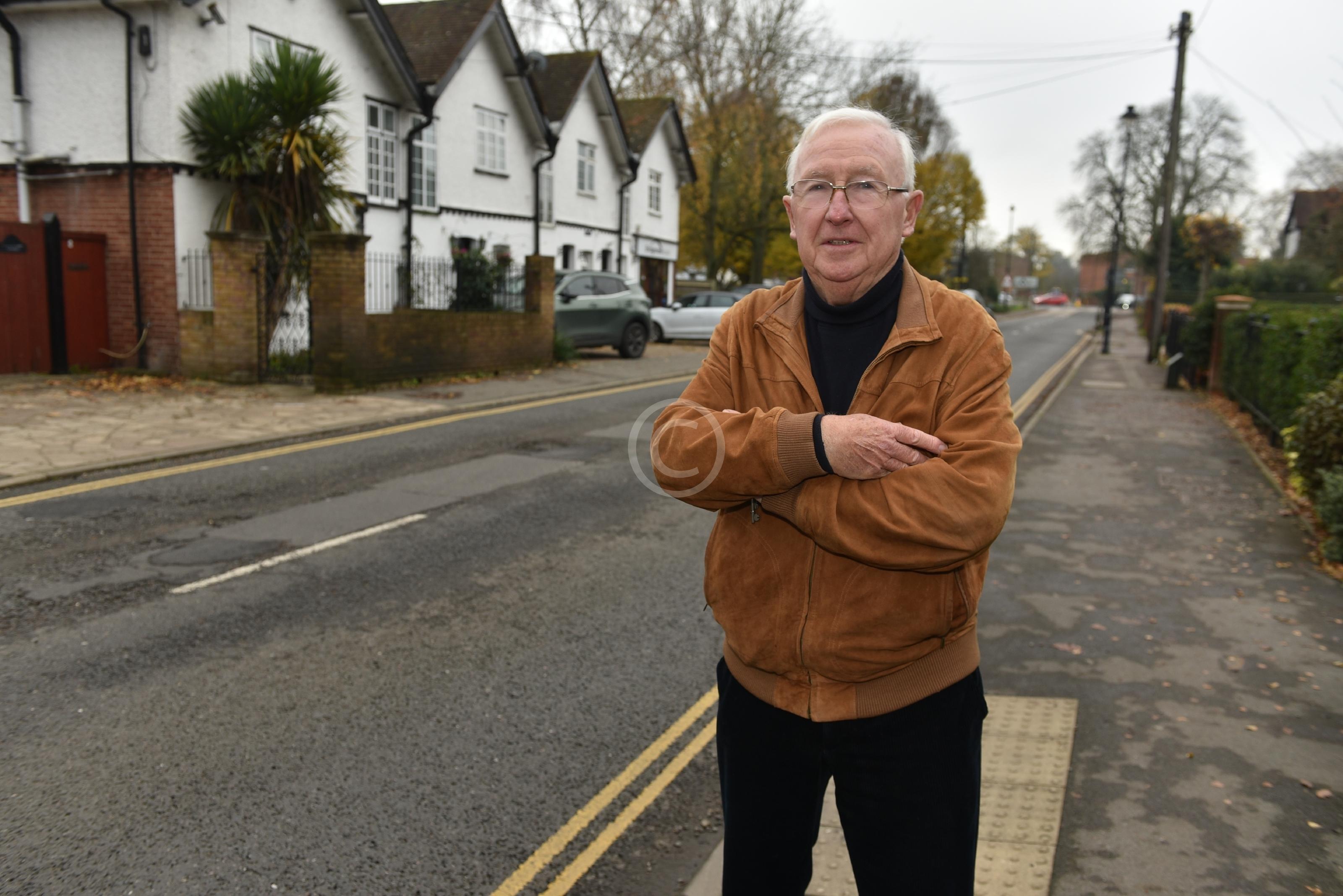 MAIDENHEAD 135085 - Photo 1 of 8 - Baylis Media Photos