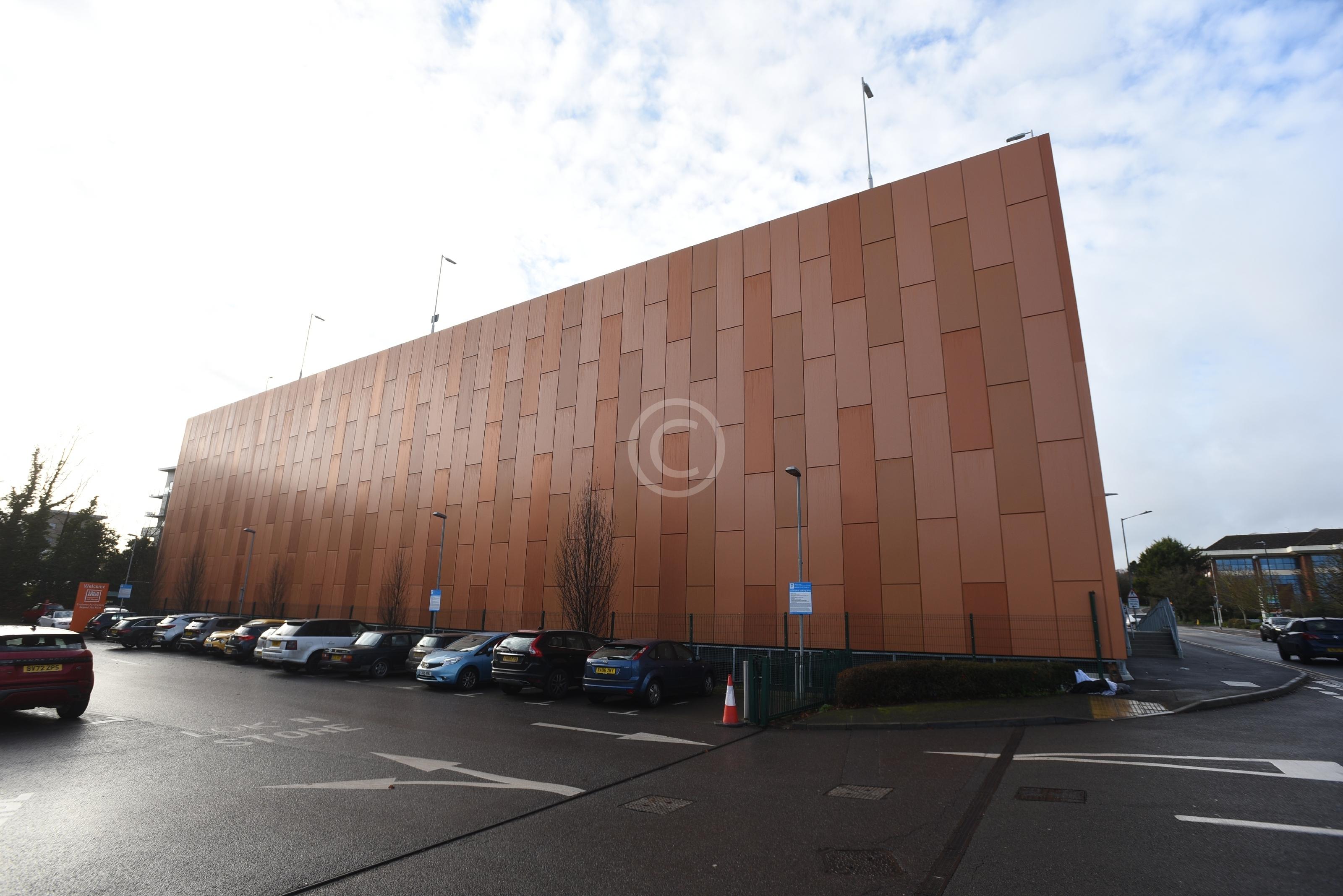 MAIDENHEAD 135135 - Photo 1 of 20 - Baylis Media Photos