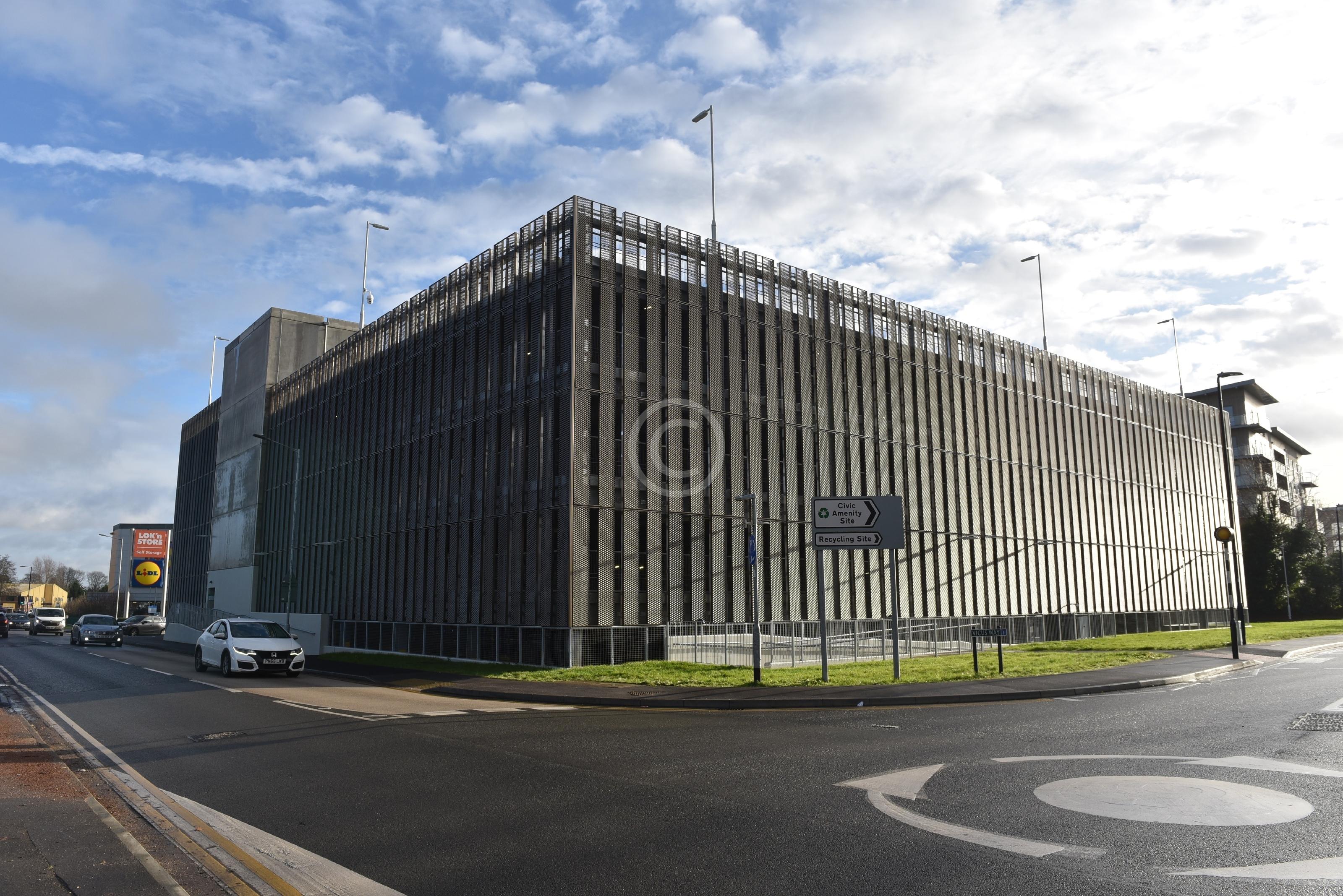 MAIDENHEAD 135135 - Photo 1 of 20 - Baylis Media Photos