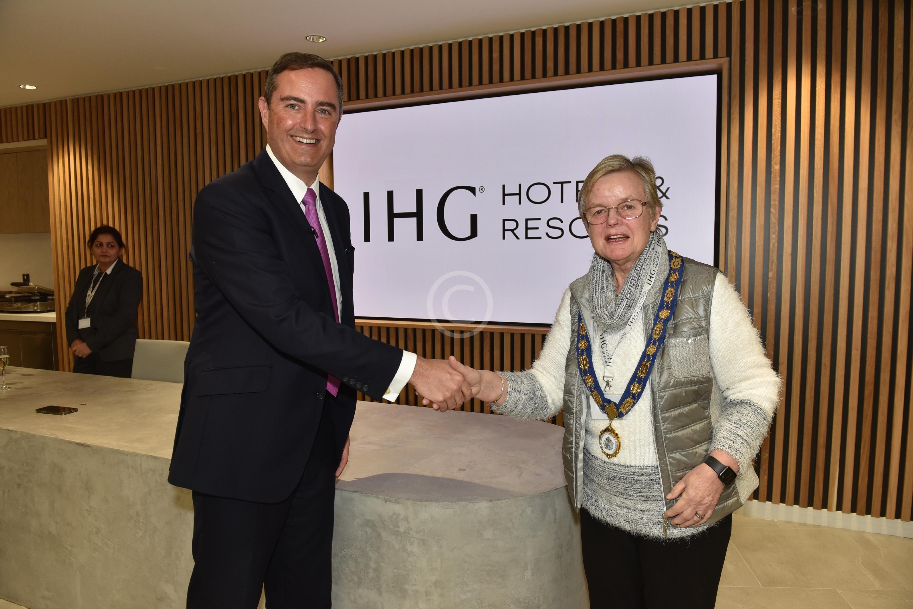 WINDSOR 135163 - Photo 1 of 32 - Baylis Media Photos