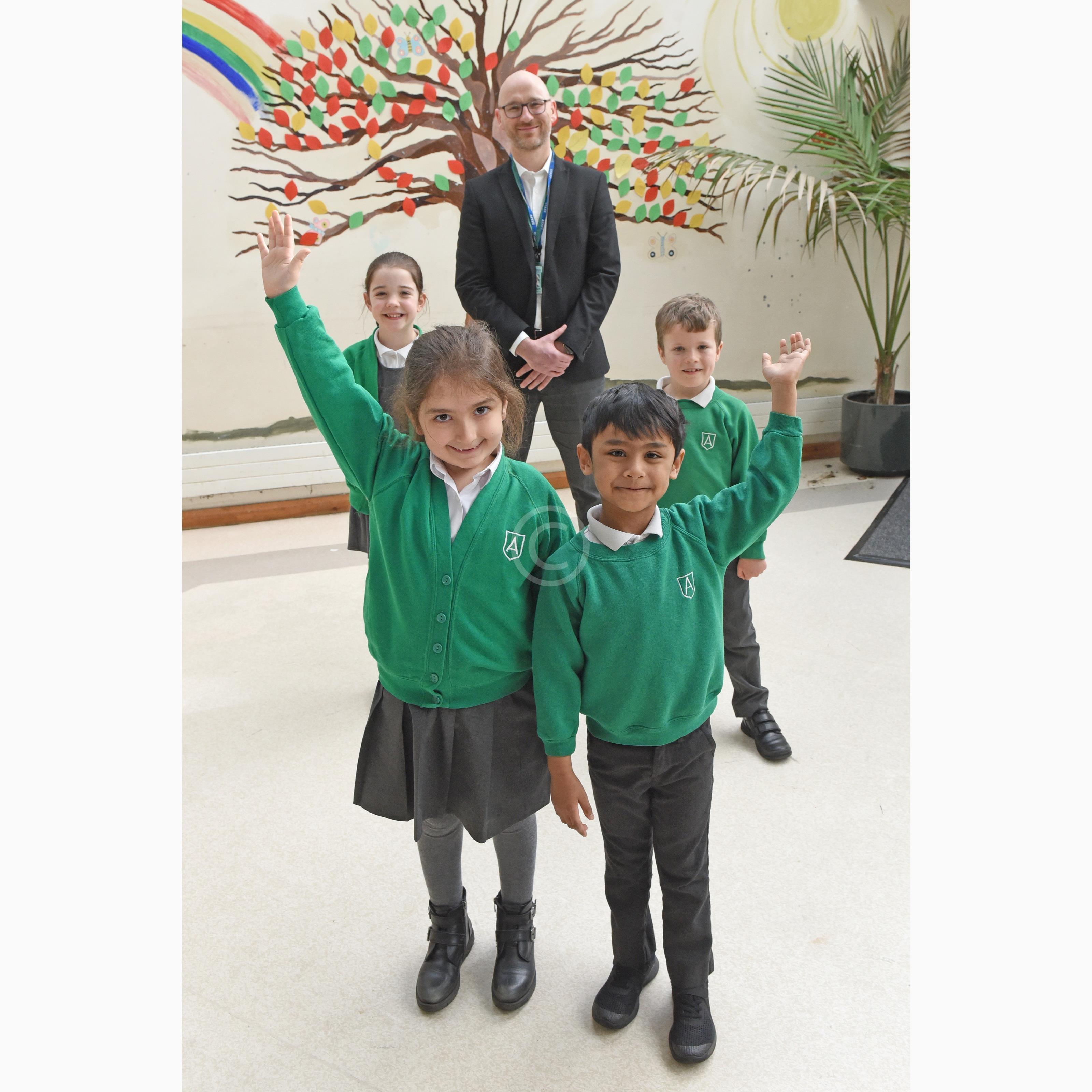 MAIDENHEAD 135304 - Photo 2 of 8 - Baylis Media Photos