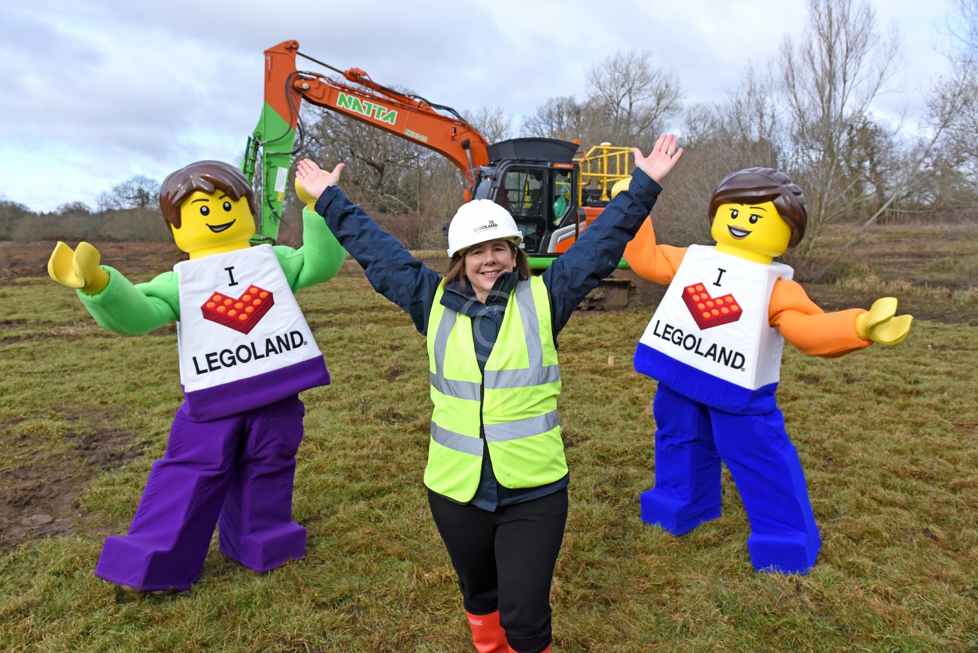 WINDSOR 135307 - Photo 2 of 21 - Baylis Media Photos