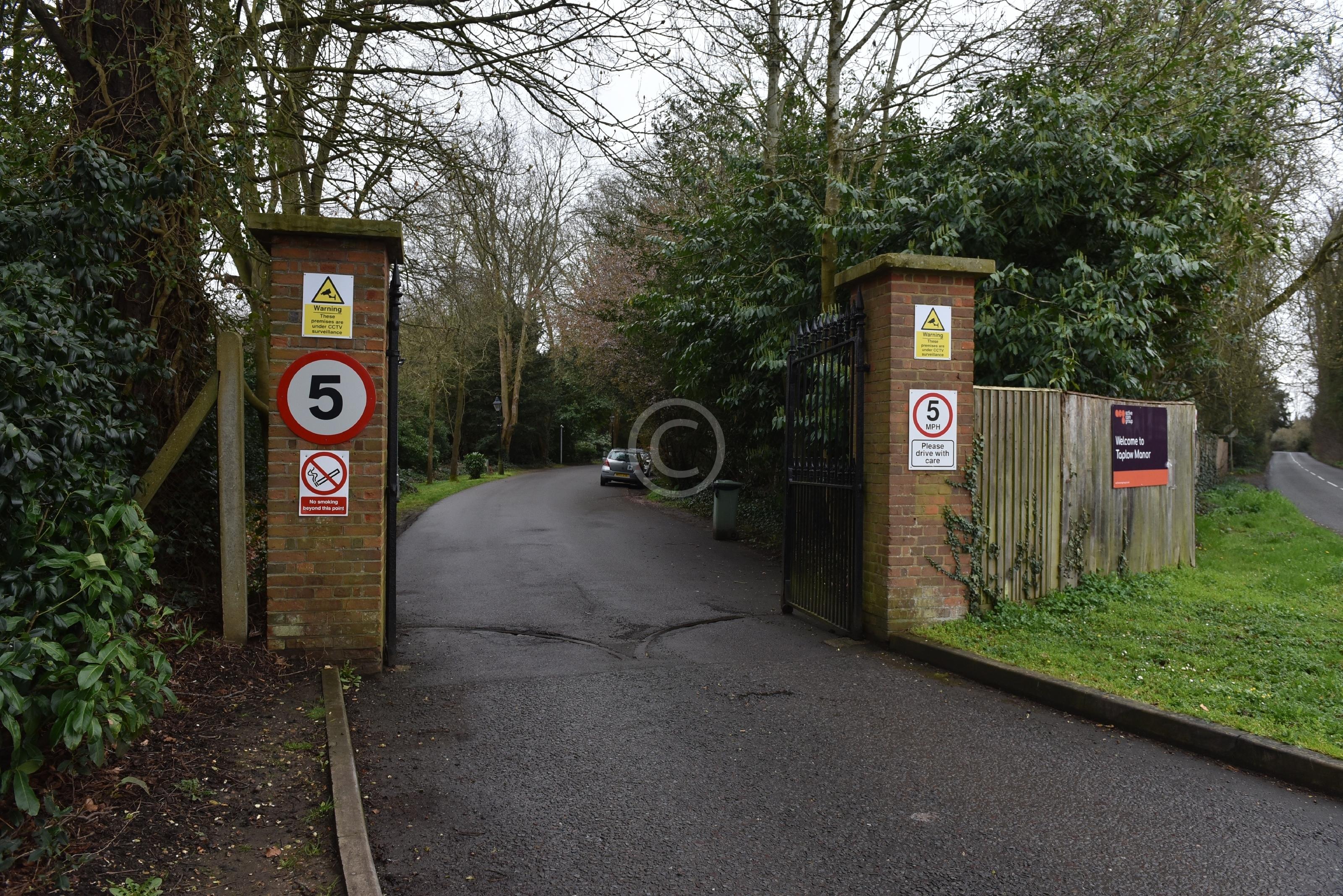 TAPLOW 135347 - Photo 1 of 17 - Baylis Media Photos