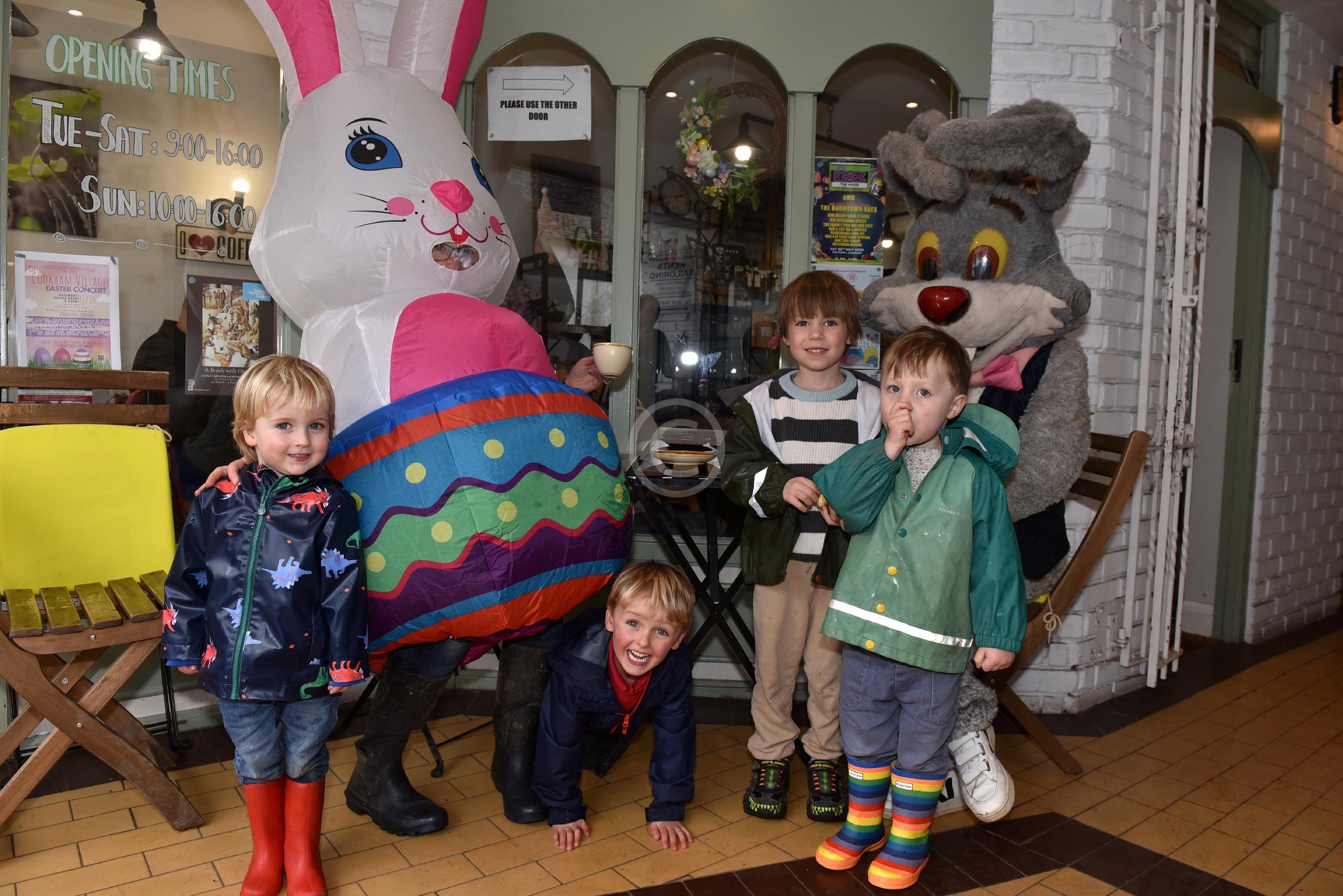 COOKHAM 135354 - Photo 1 of 15 - Baylis Media Photos