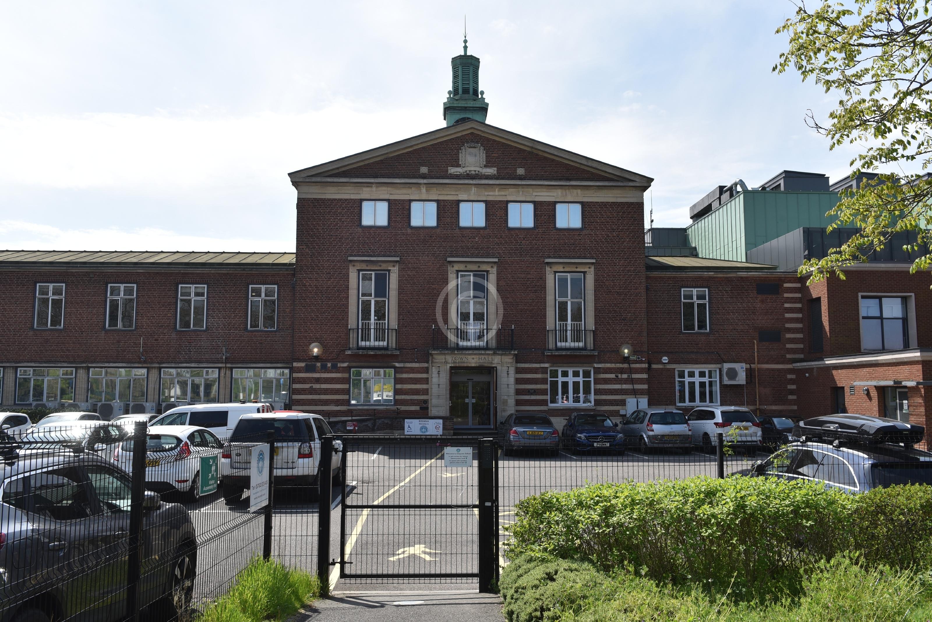 SLOUGH 135422 - Photo 2 of 8 - Baylis Media Photos