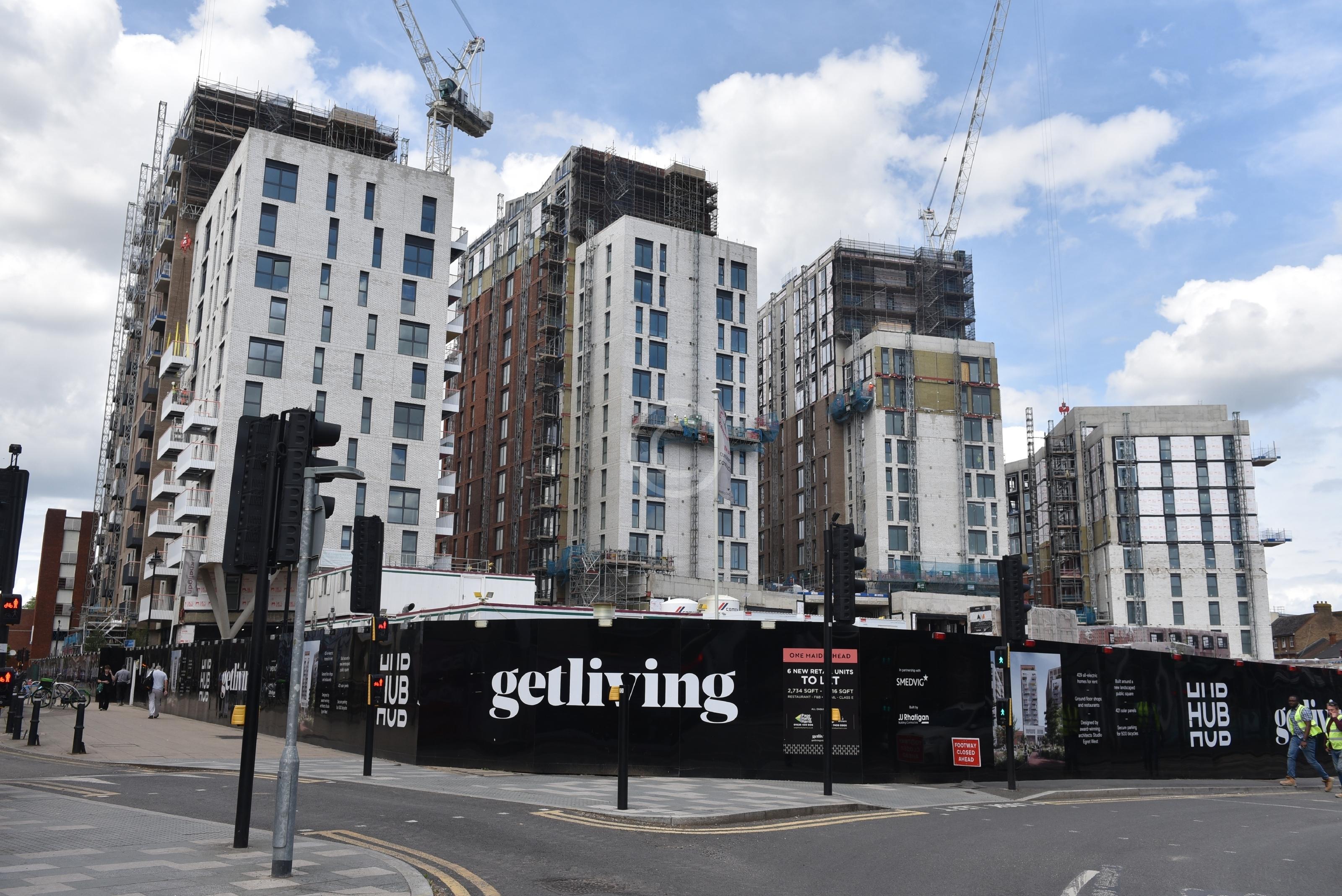 MAIDENHEAD 135577 - Photo 1 of 8 - Baylis Media Photos