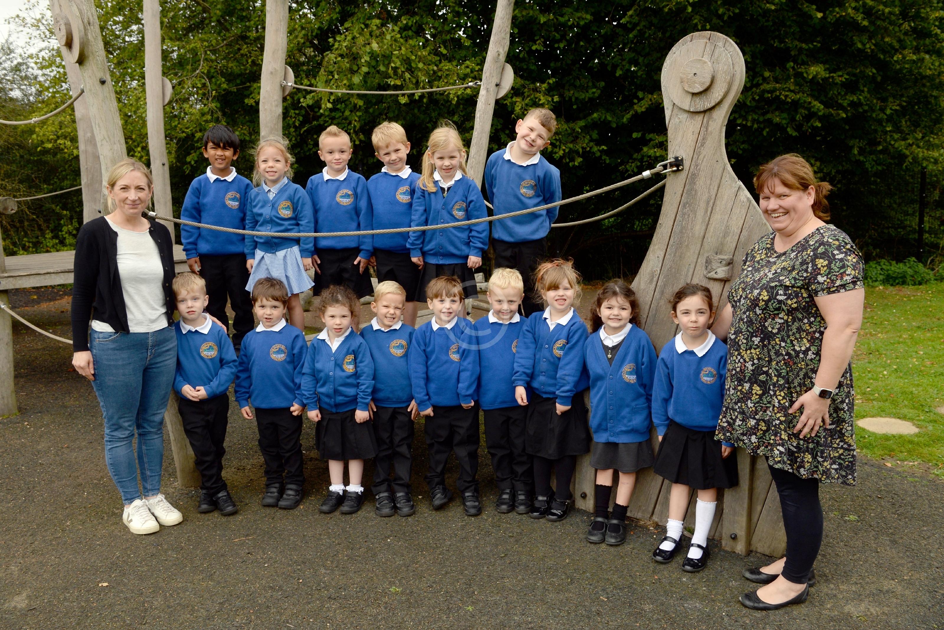 FIRST CLASS 135775 - Photo 1 of 4 - Baylis Media Photos