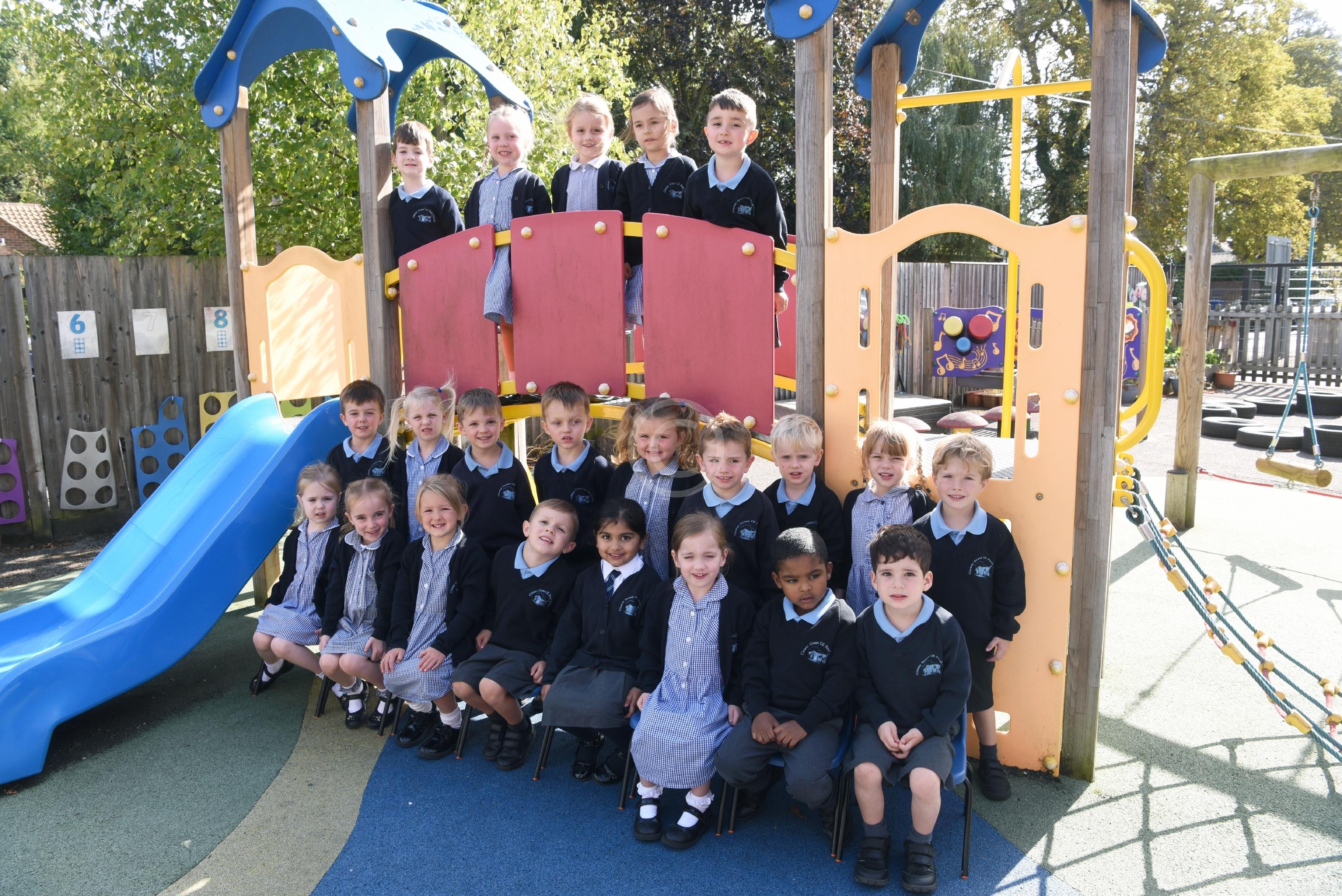 FIRST CLASS 135815 - Photo 1 of 8 - Baylis Media Photos