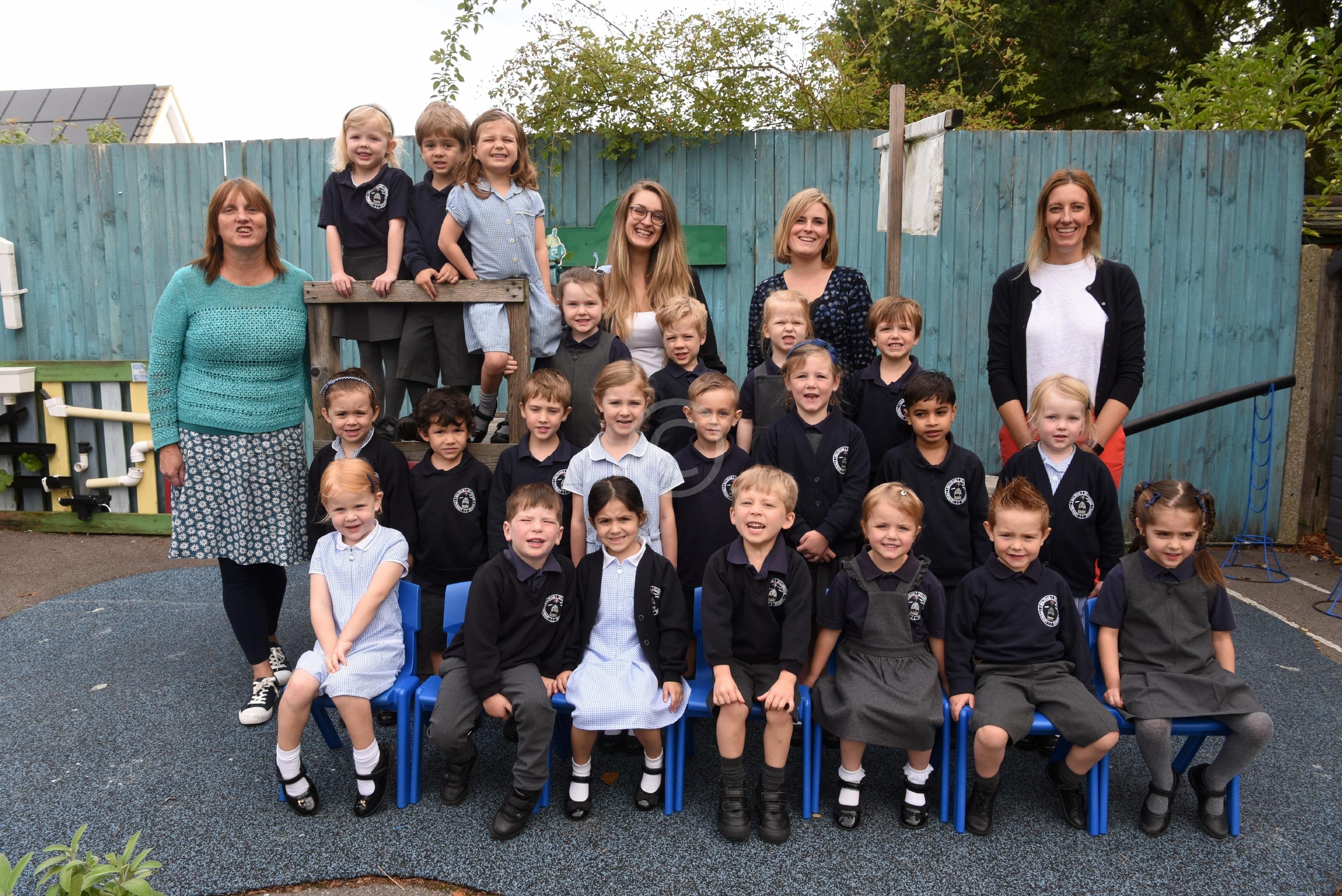 FIRST CLASS 135829 - Photo 1 of 4 - Baylis Media Photos